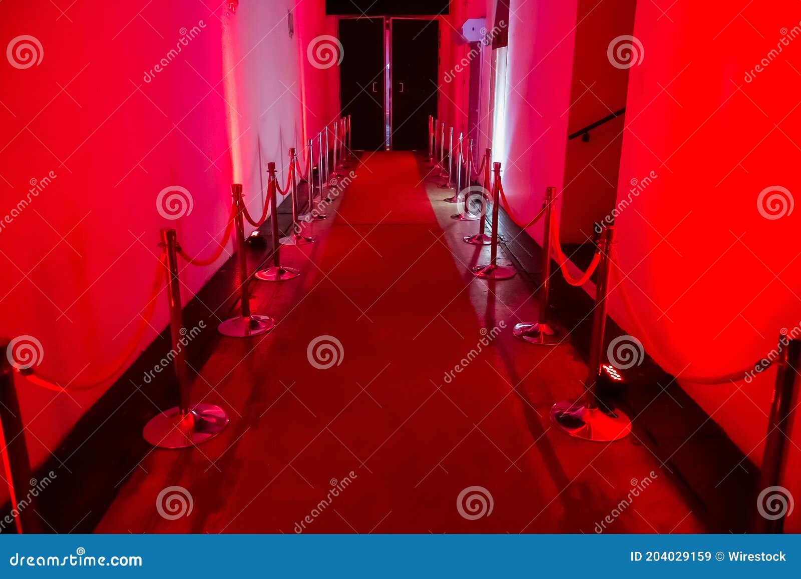 Pasadizo Interior Para Discoteca O Recinto Imagen de archivo - Imagen ...