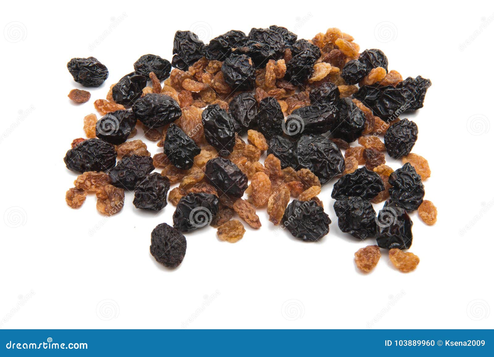 Pasas secas aisladas foto de archivo. Imagen de baya - 103889960