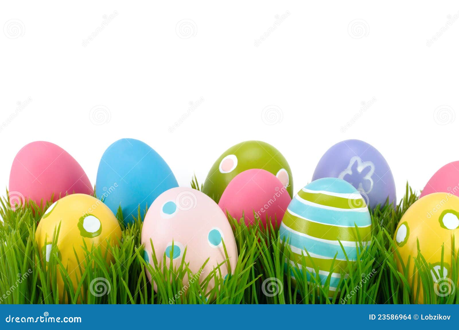 Pasen Gekleurde Eieren Op Het Gras. Stock Foto - Image of boog, cultuur ...