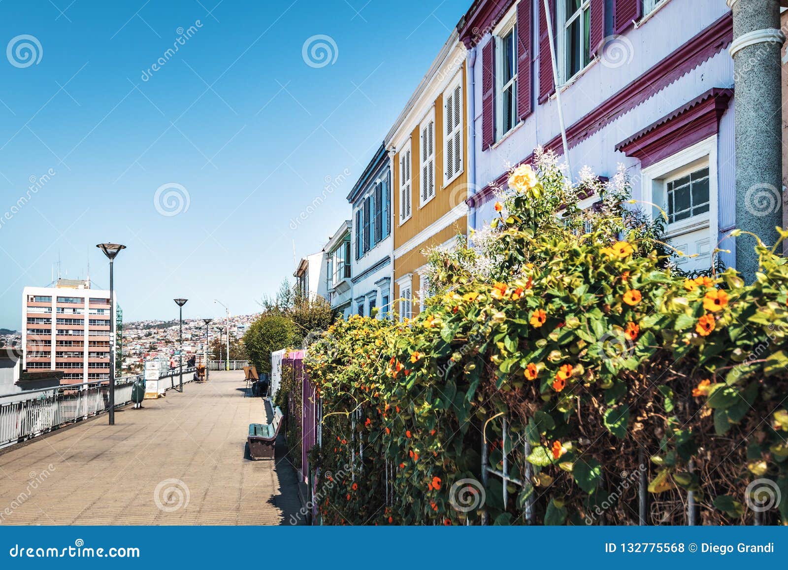 Paseo Atkinson Walk at Cerro Concepcion - Valparaiso, Chile Stock Photo ...