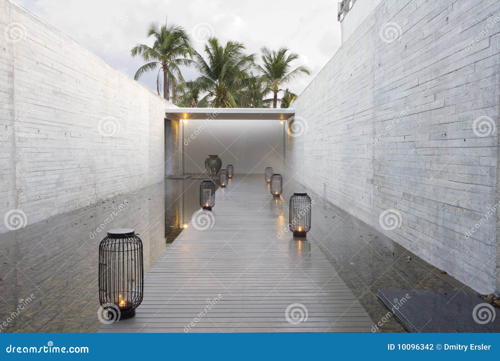 Pass way stock photo. Image of architecture, illumination - 10096342