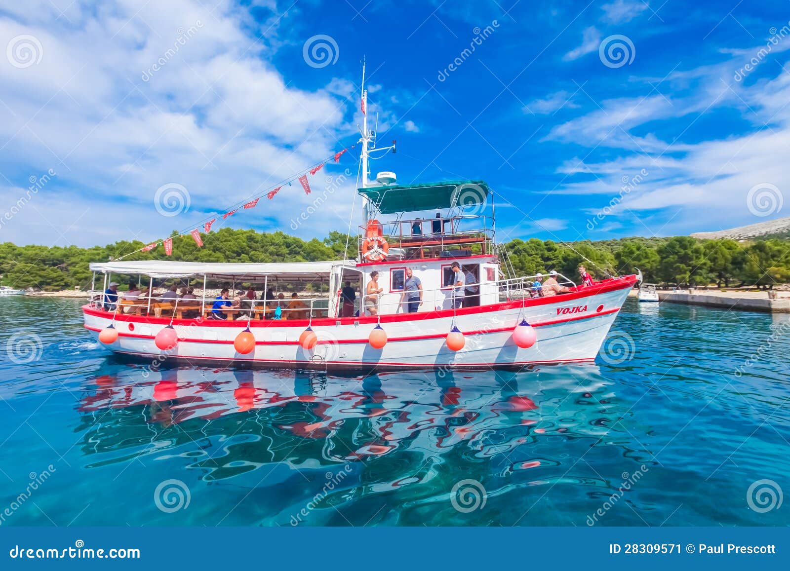 Passage boat editorial photo. Image of transportation - 28309571