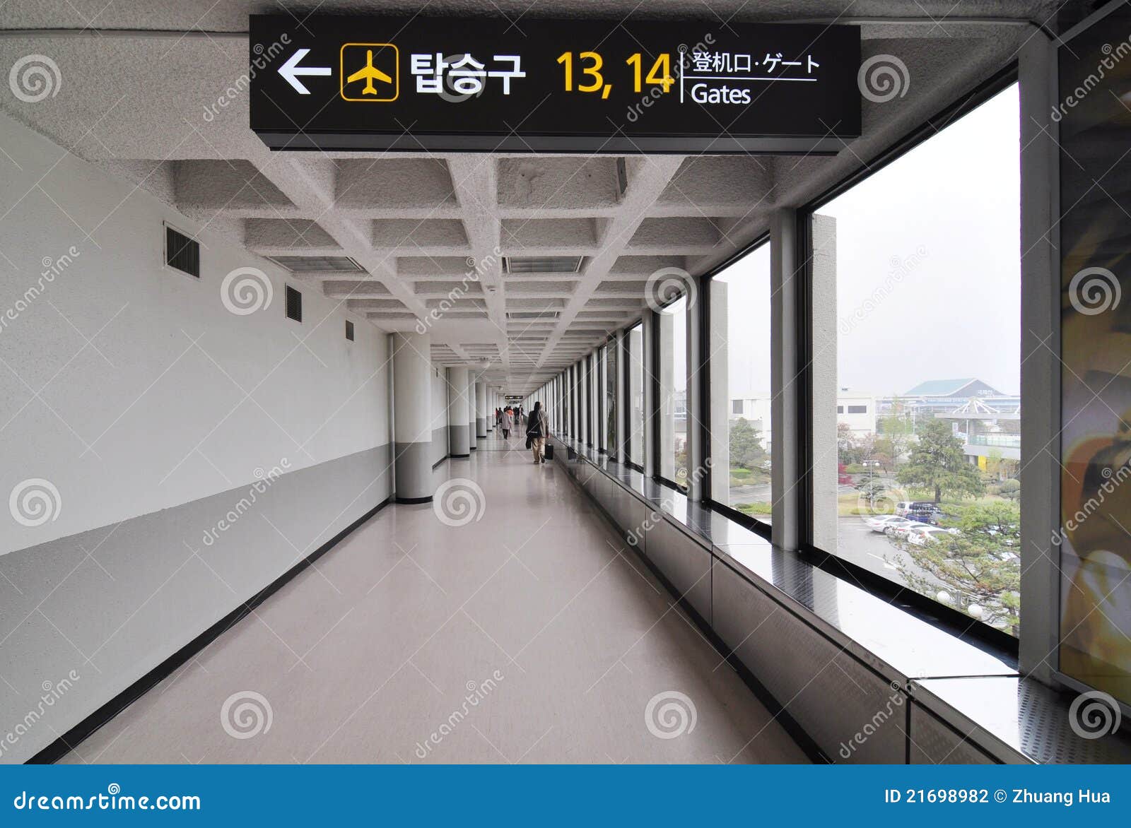 Passageway stock photo. Image of corridor, floor, flight - 21698982