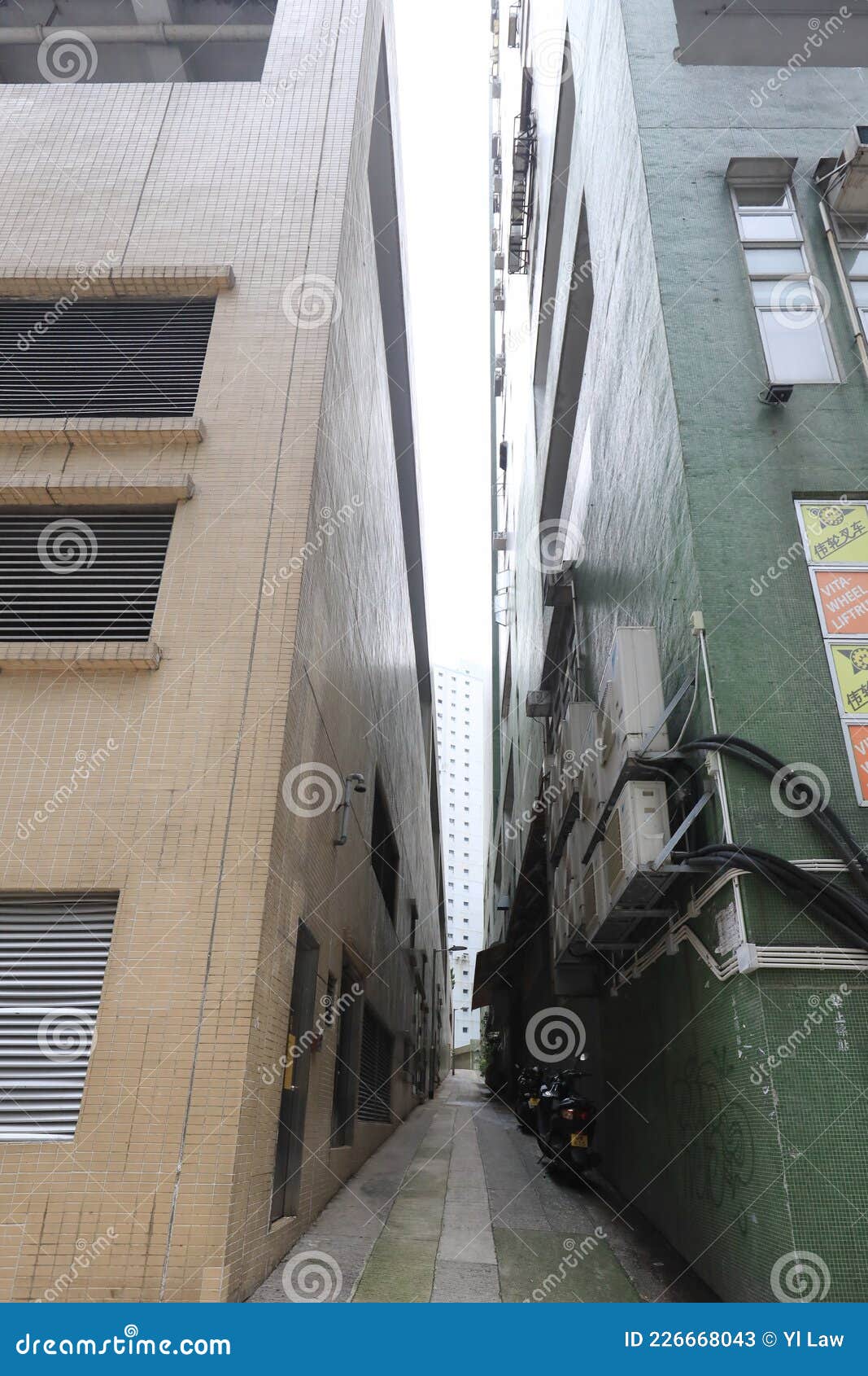 Passageway between Industrial Building, the Alley 31 July 2021 ...