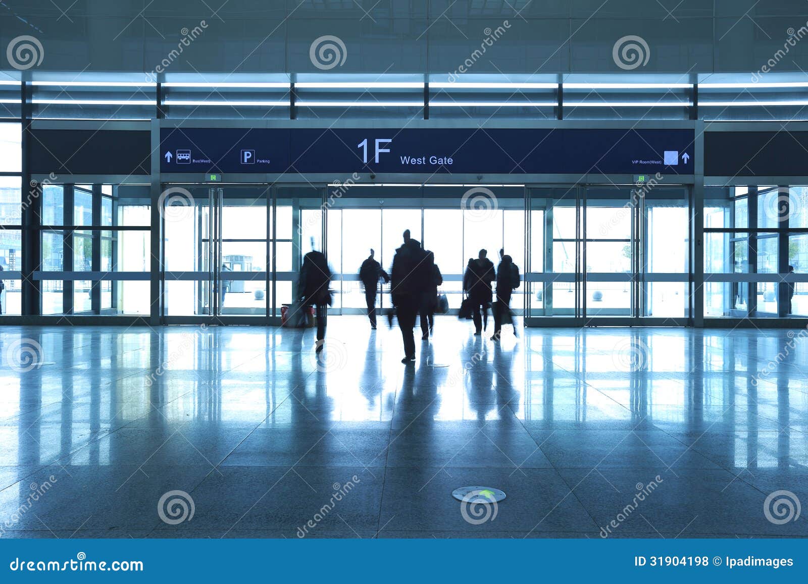 Passenger in the Airport Gate Stock Photo - Image of gate, glass: 31904198