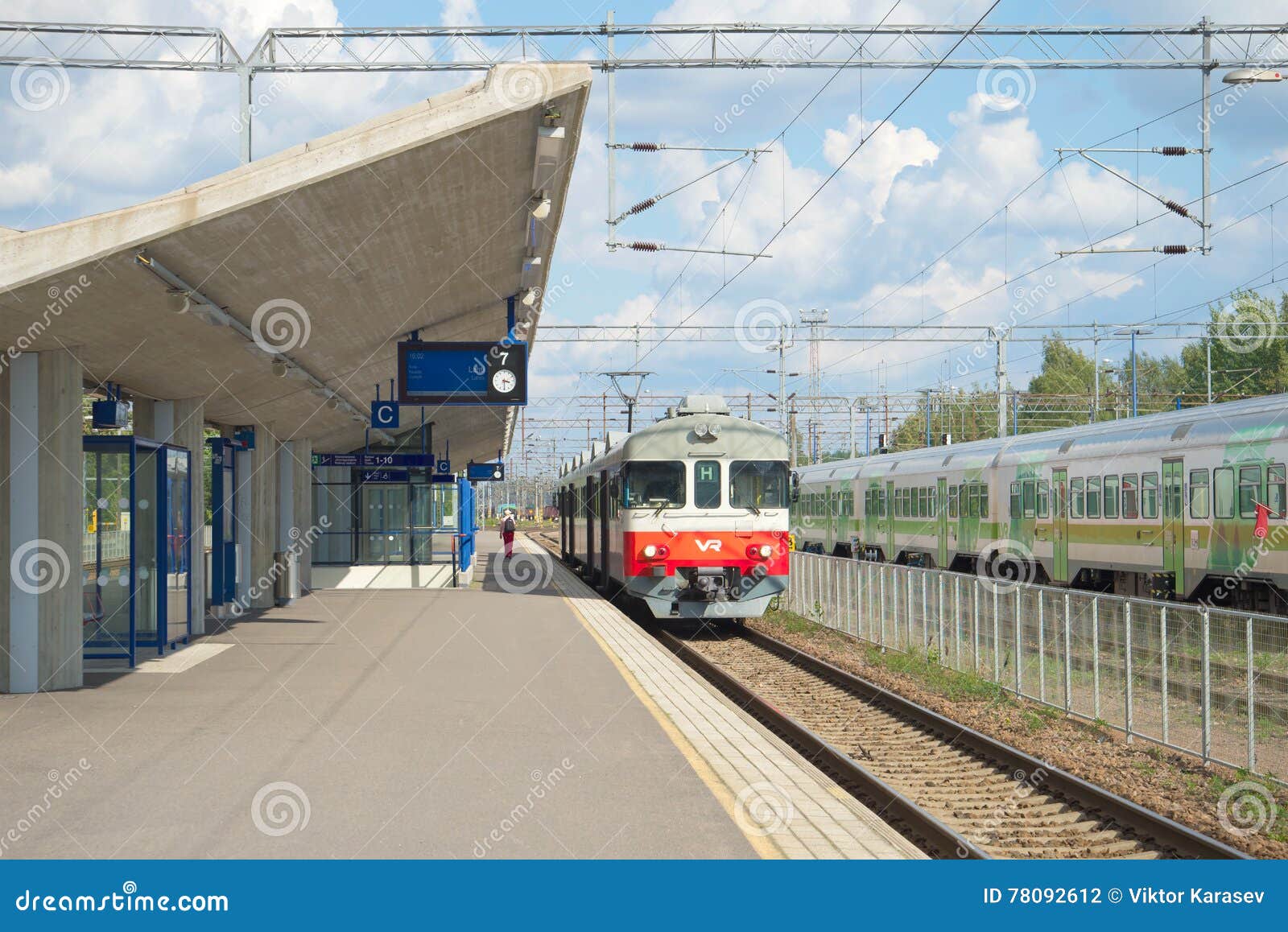 Passenger Electrometric Commuter at the Platform of the Station Kouvola ...