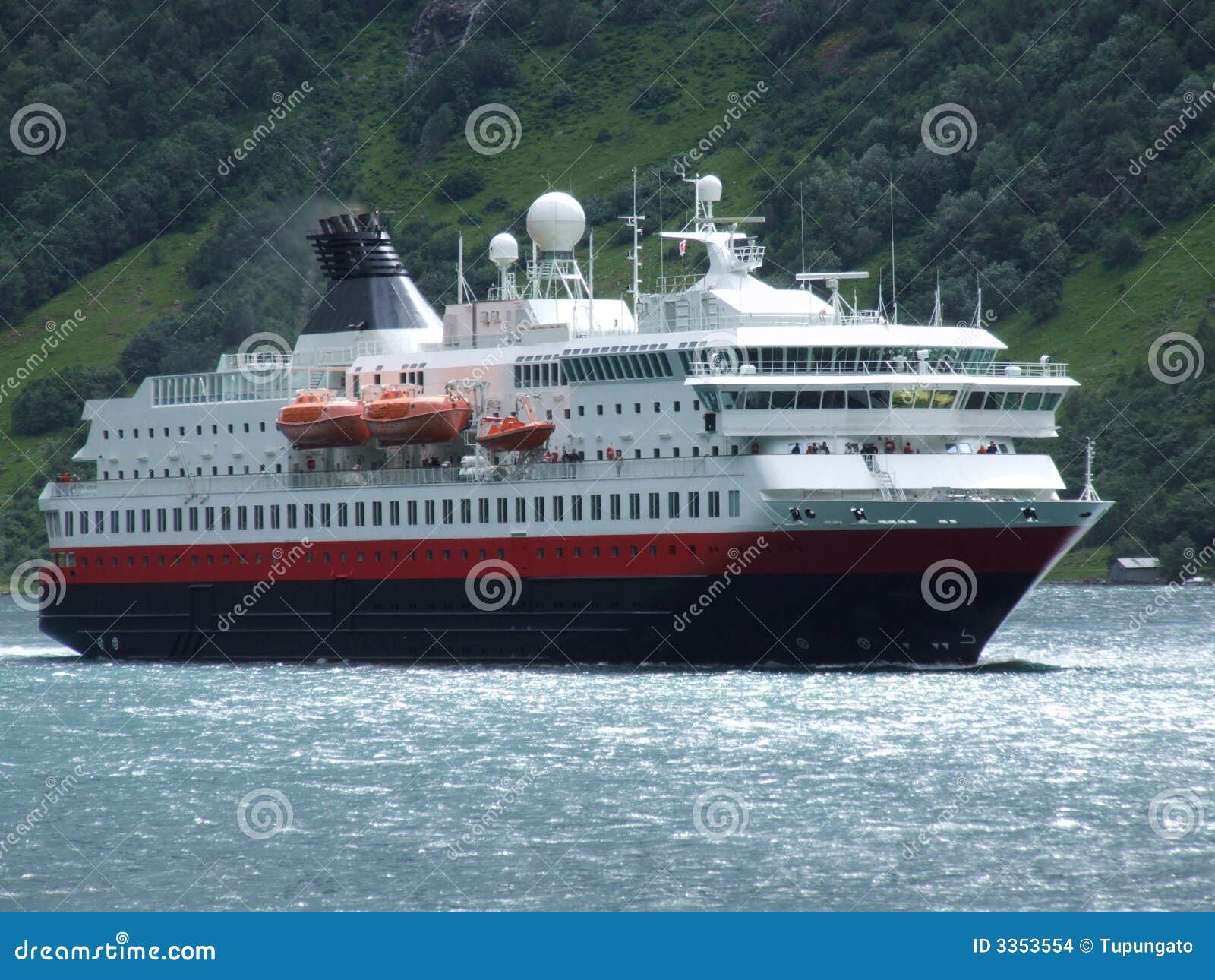 Passenger ferry stock photo. Image of ferries, cruise - 3353554