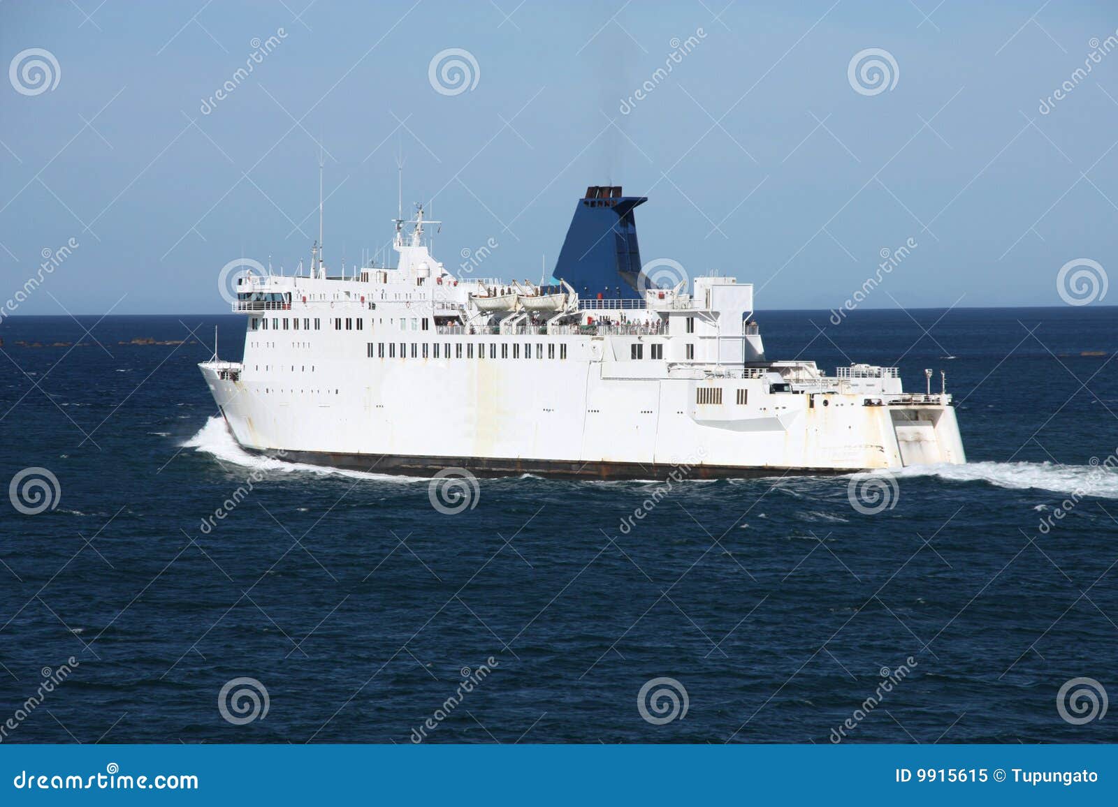 Passenger ferry stock image. Image of ocean, cruise, transport - 9915615