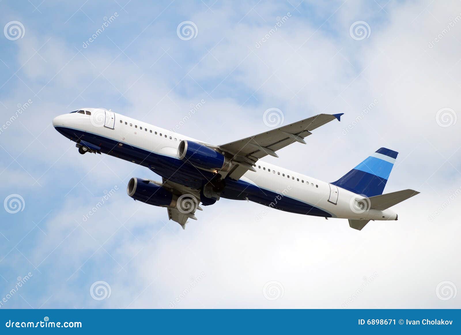 Passenger jet stock image. Image of flight, jetliner, airborne - 6898671