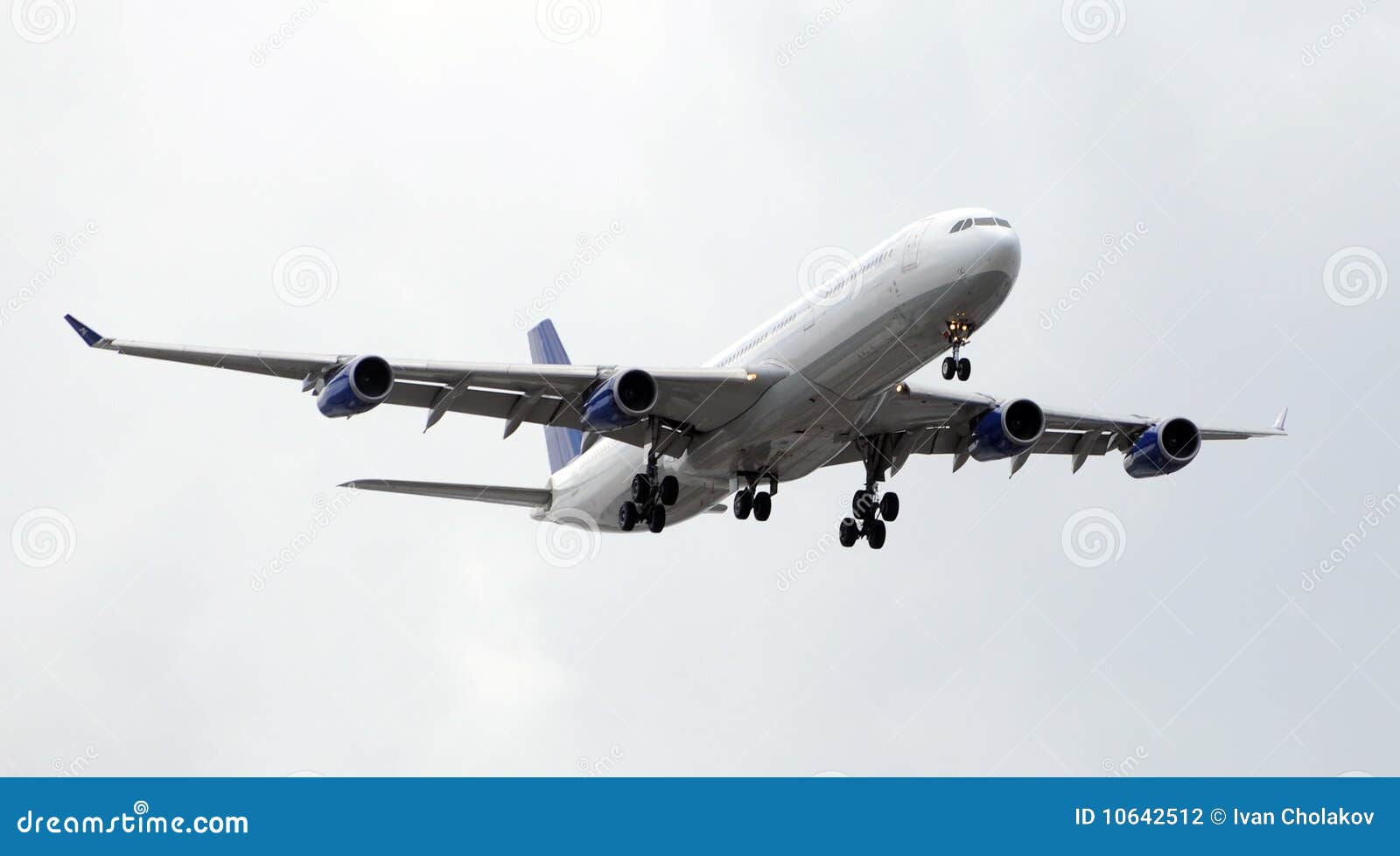 Passenger jetliner stock photo. Image of heavy, midair - 10642512