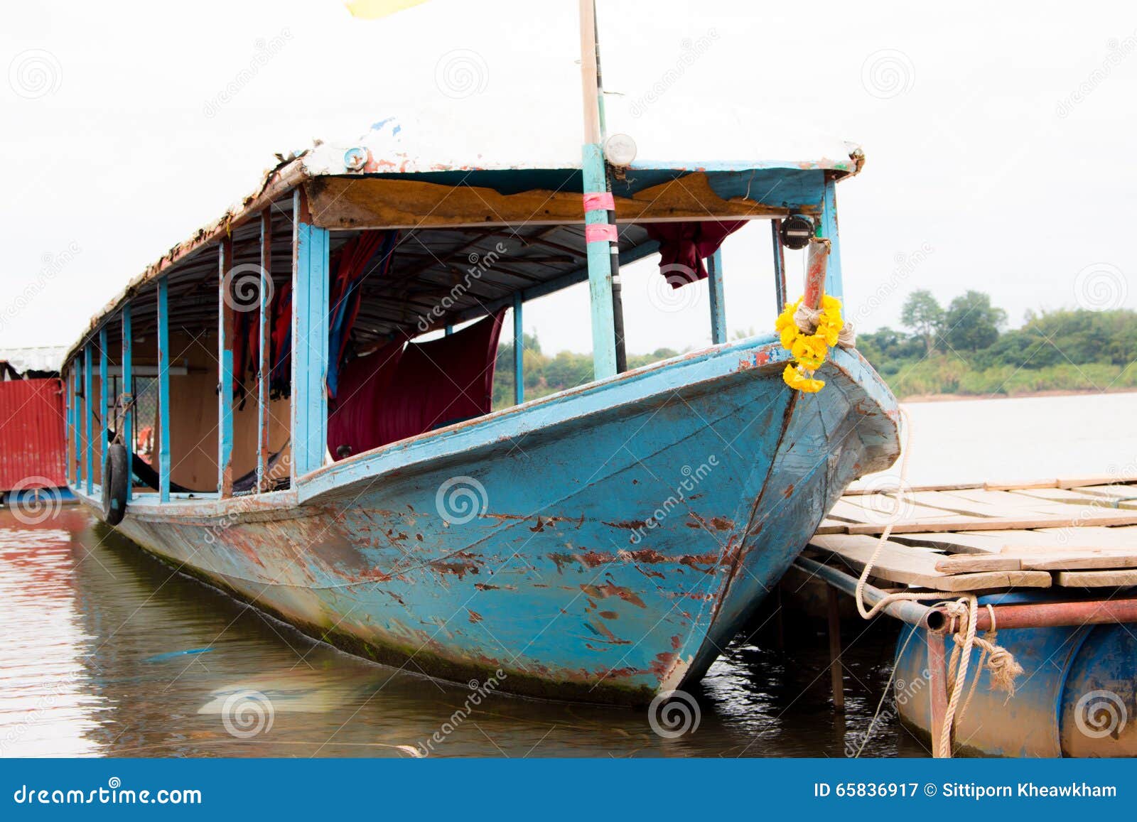 Passenger Pontoon Boat Damaged Stock Image - Image of bangkok, landmark ...