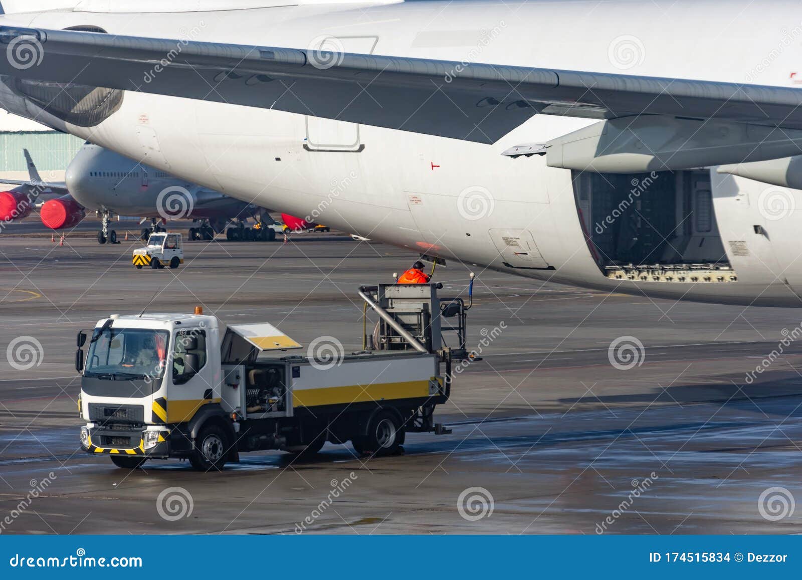 Passenger Toilets Waste Pumping Machine, Aircraft Cesspool Machine ...