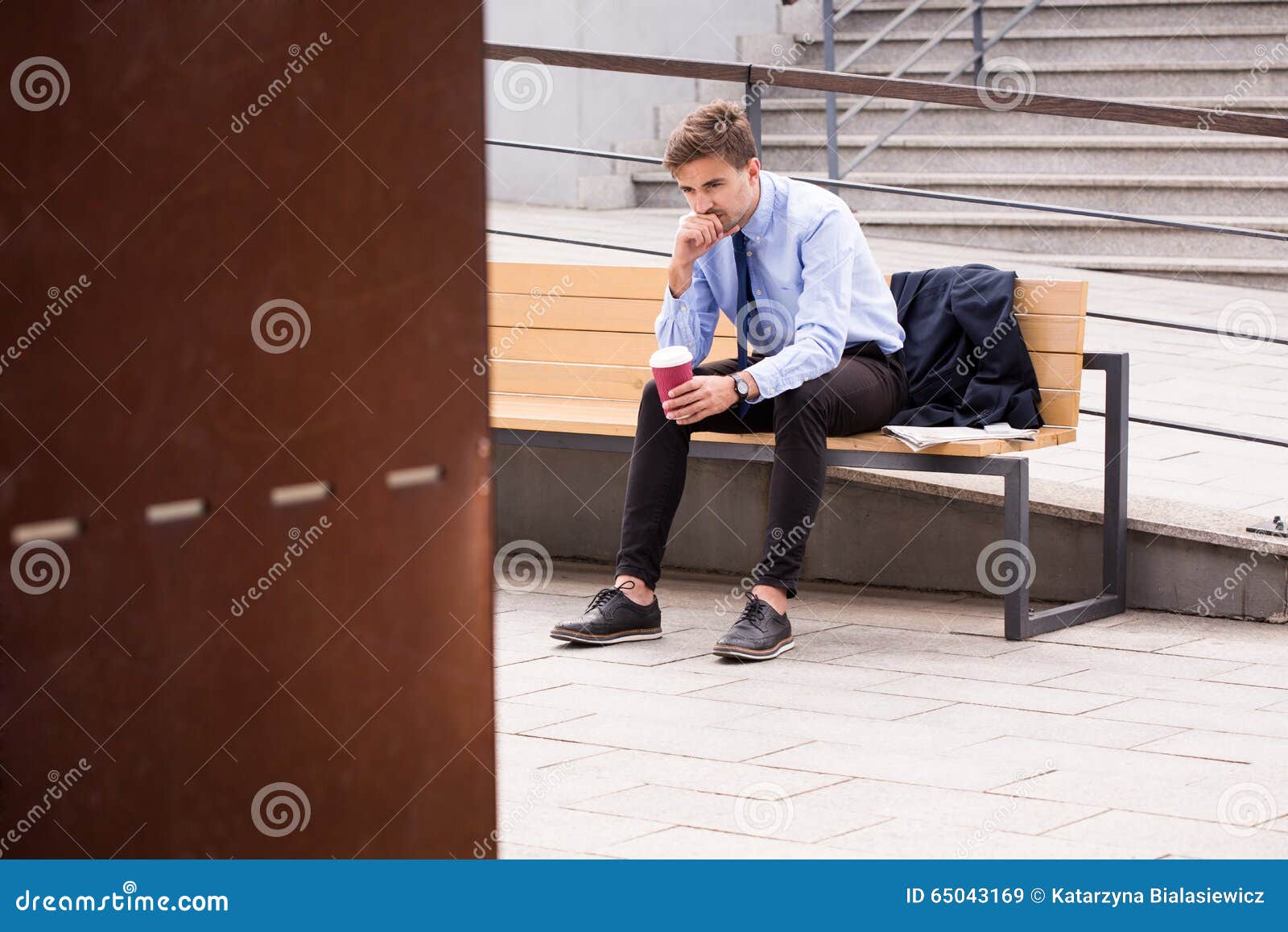 Passenger waiting for bus stock image. Image of pubblic - 65043169