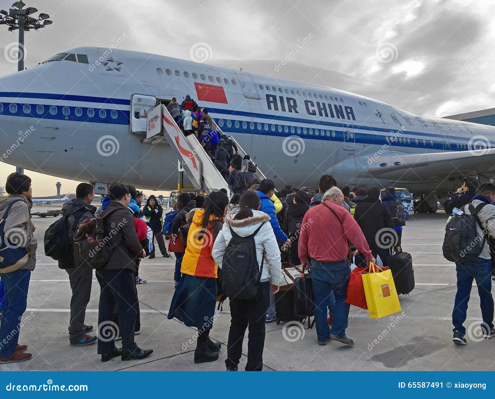 Passengers Boarding Aircraft Editorial Photo - Image of trip ...