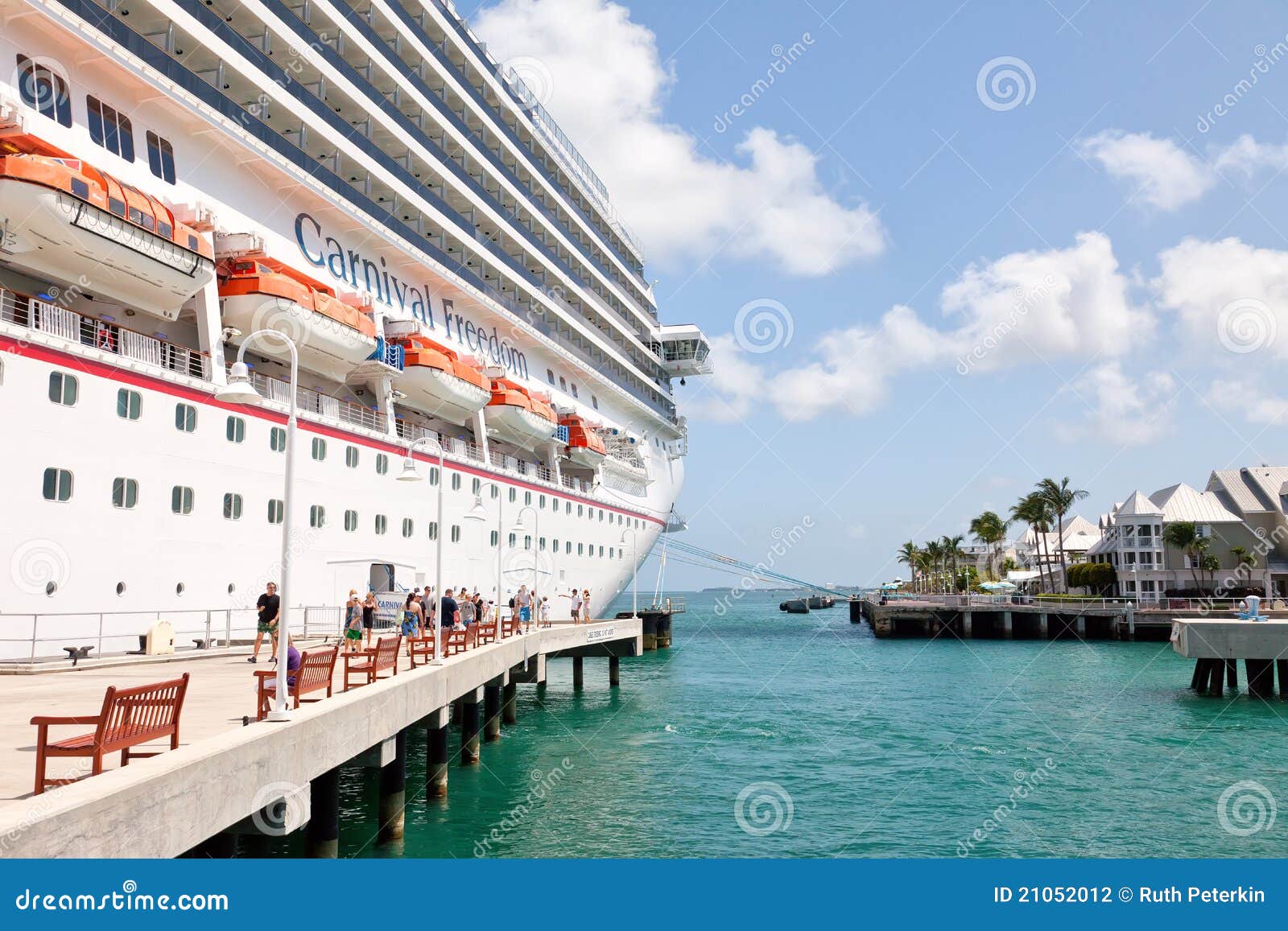 Passengers Disembark Cruise Ship in Key West Editorial Photography ...