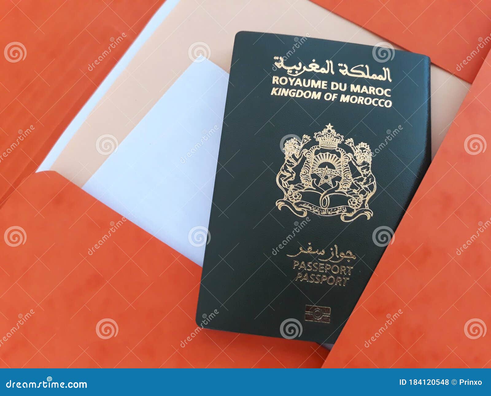 Passeport marocain photo stock. Image du royaume, passeport - 184120548