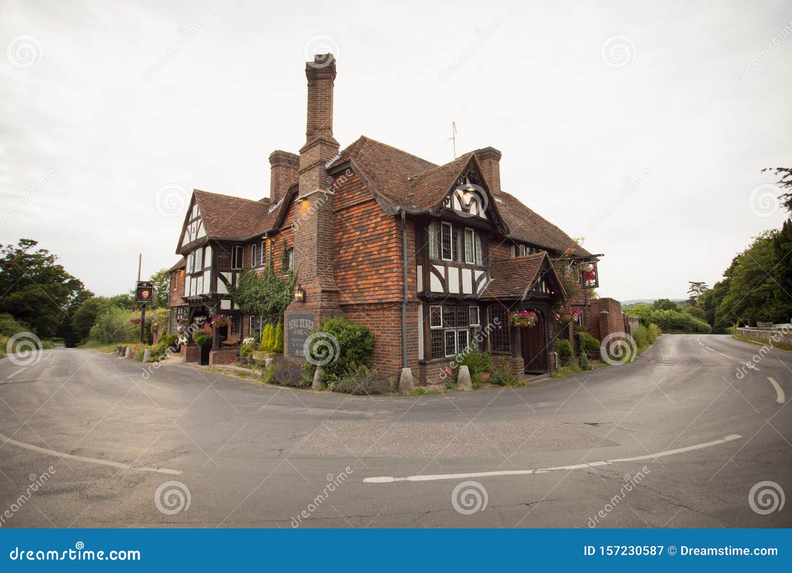 Passers pitstop editorial photography. Image of road - 157230587