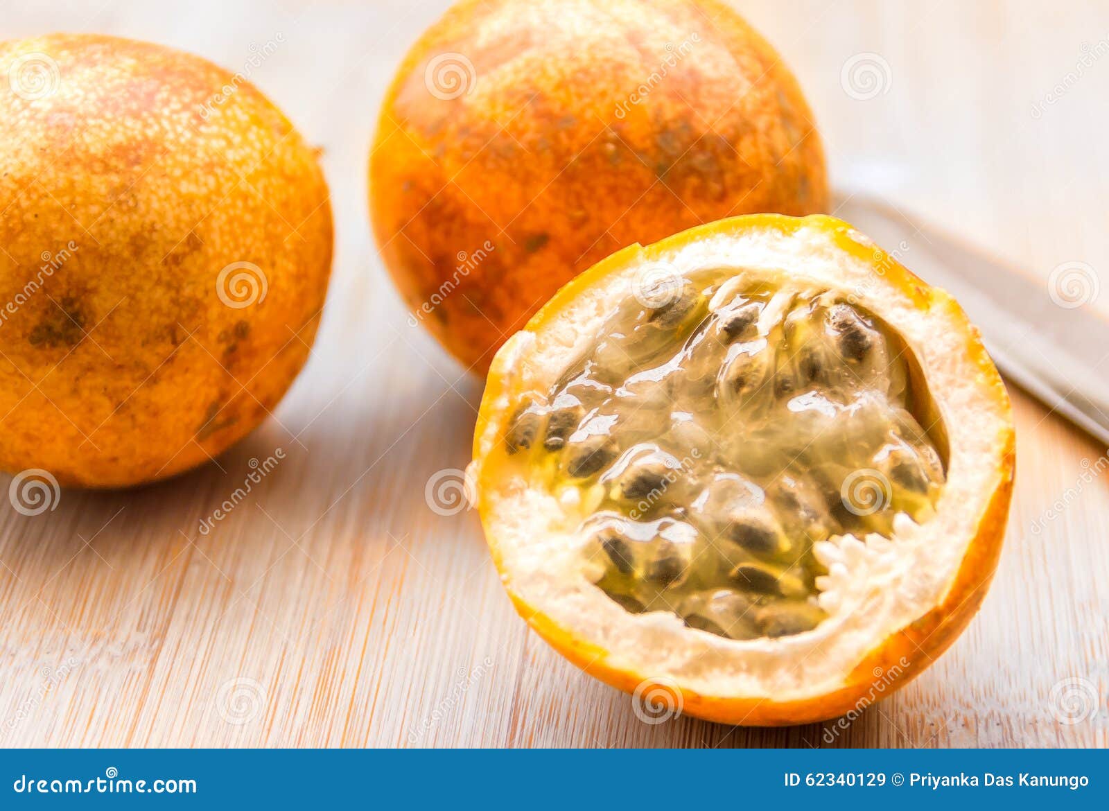 Passievruchten stock afbeelding. Image of vrucht, vruchten - 62340129