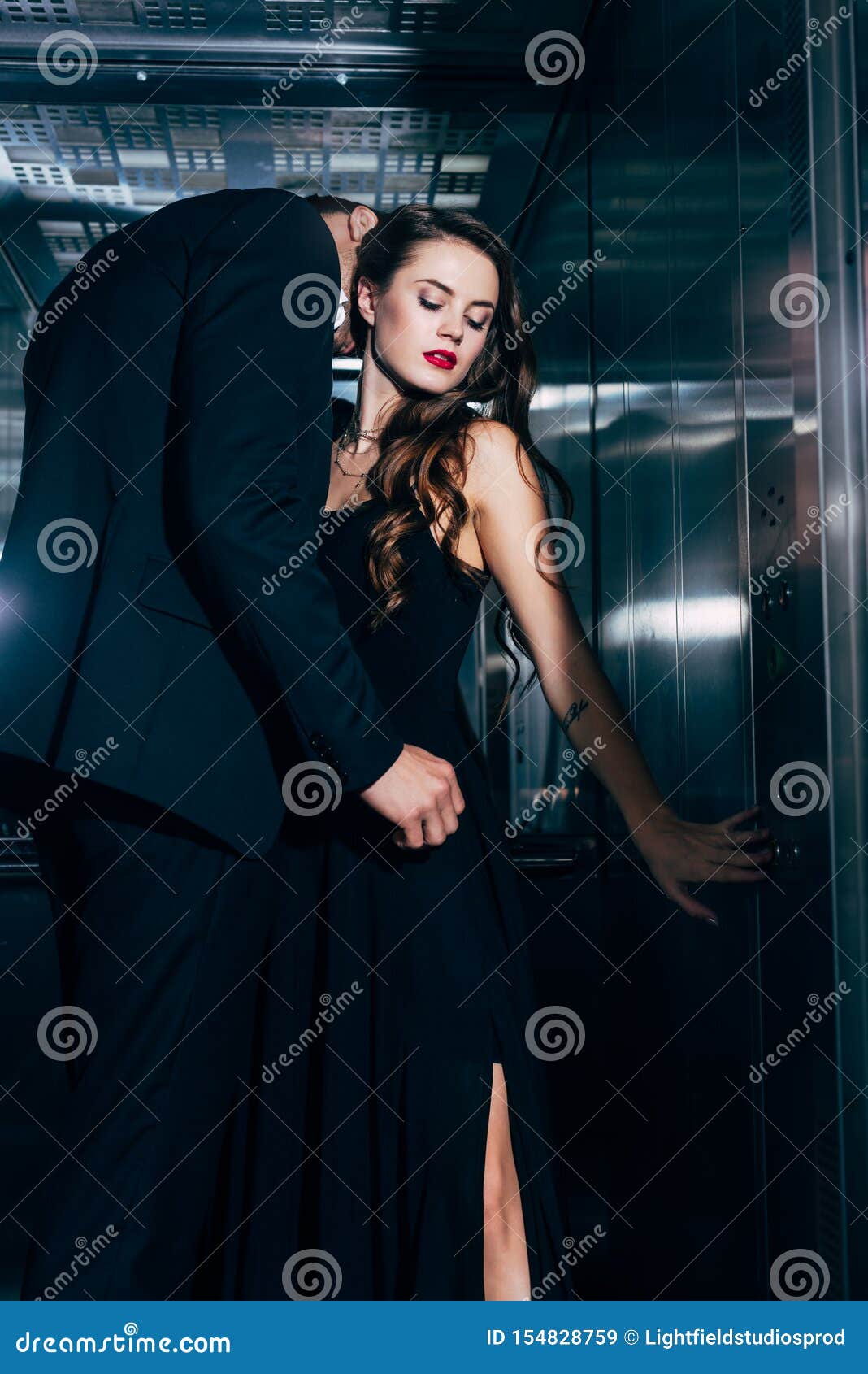 Passionate Young Couple Kissing Stock Image - Image of boyfriend ... Passionate Young Couple Kissing Stock Image - Image of boyfriend ...