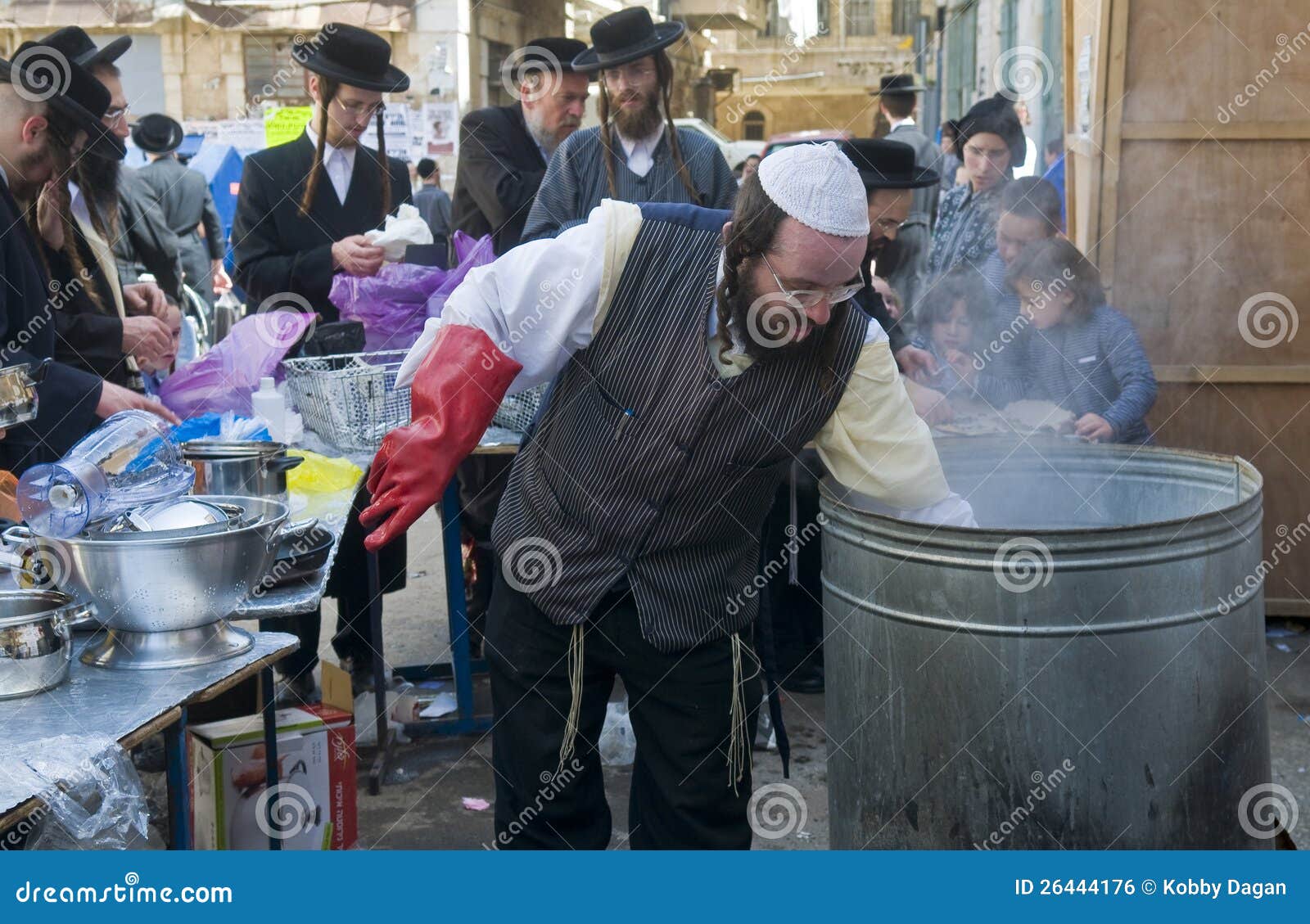 Passover preparation editorial photo. Image of passover - 26444176