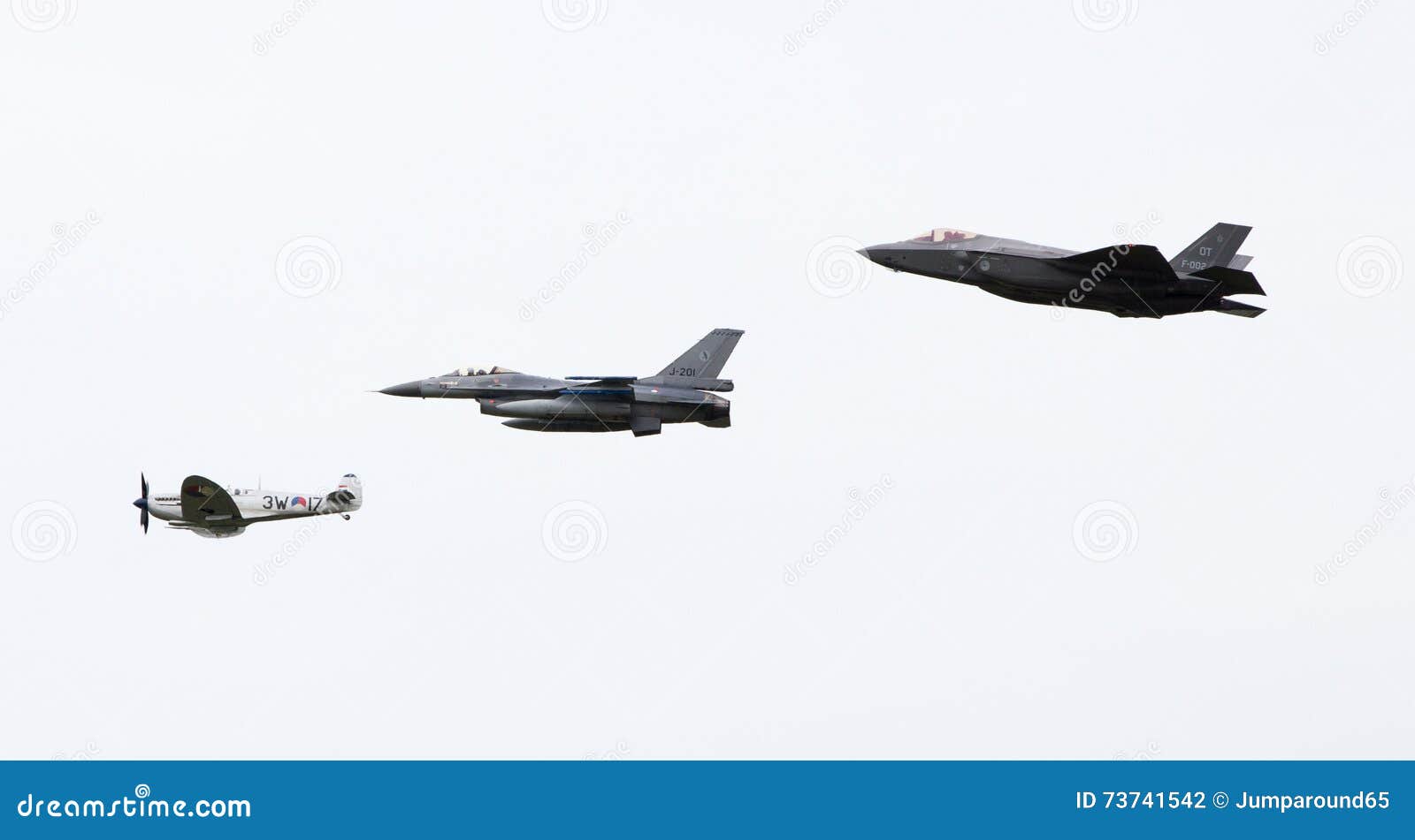 Past, Present and Future Airplanes Editorial Photography - Image of ...