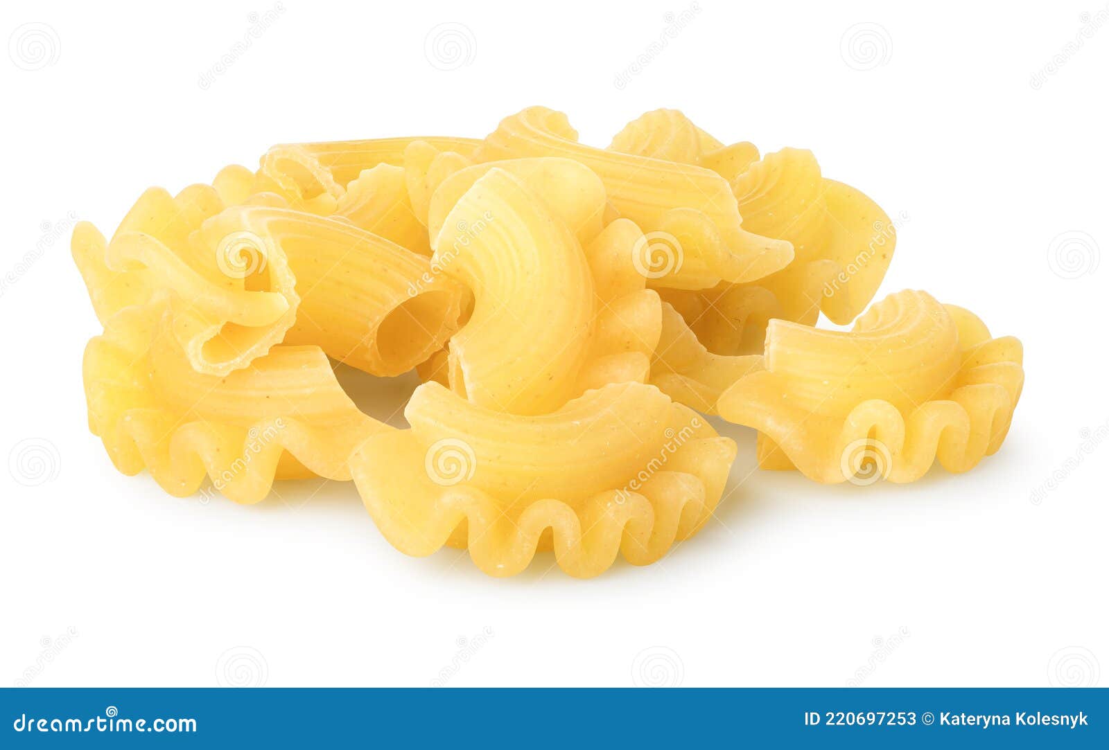 Pasta con figuras crudas imagen de archivo. Imagen de macro - 220697253