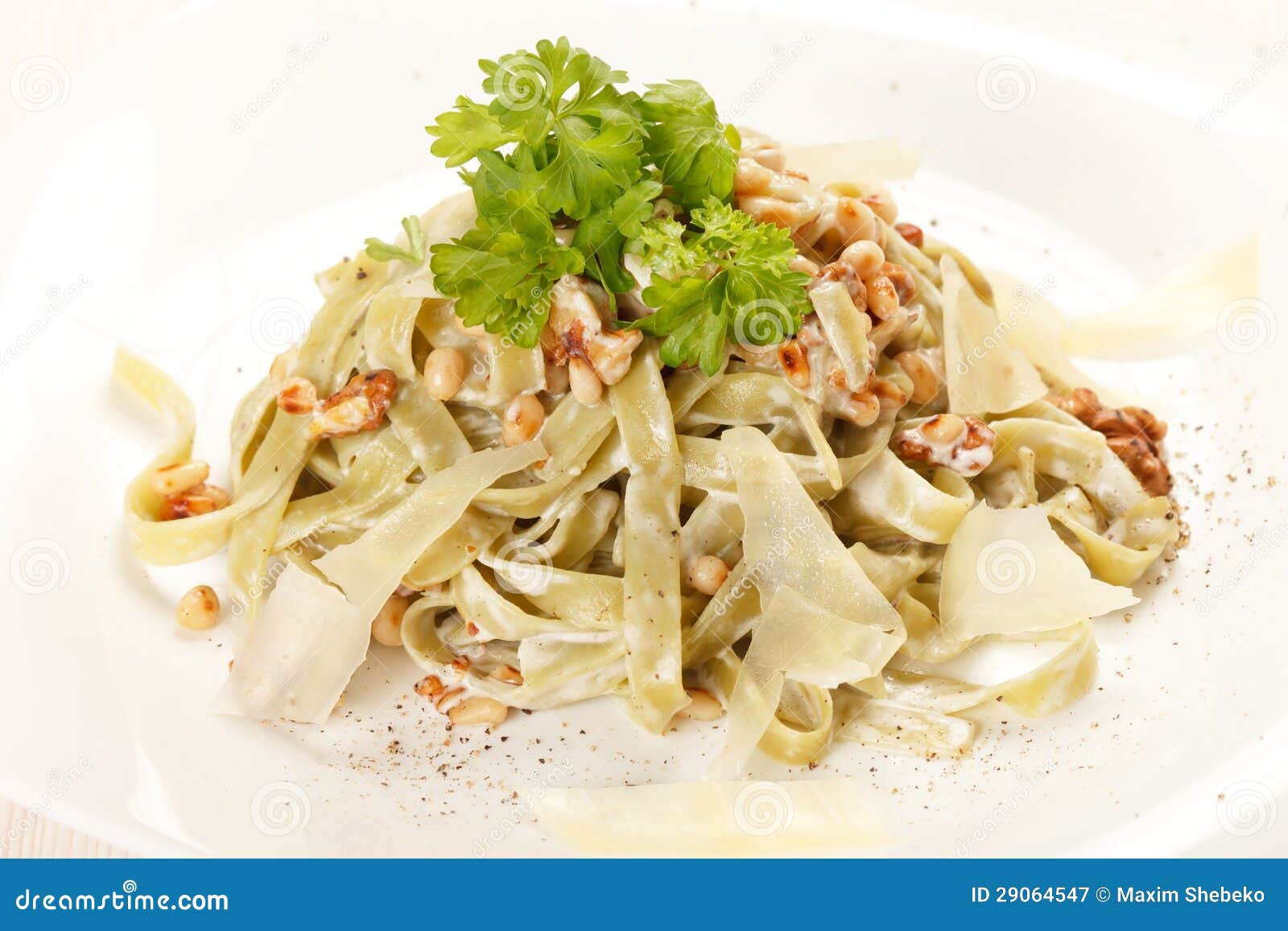 Pasta Con Formaggio Cremoso Immagine Stock - Immagine di cucina, salsa ...