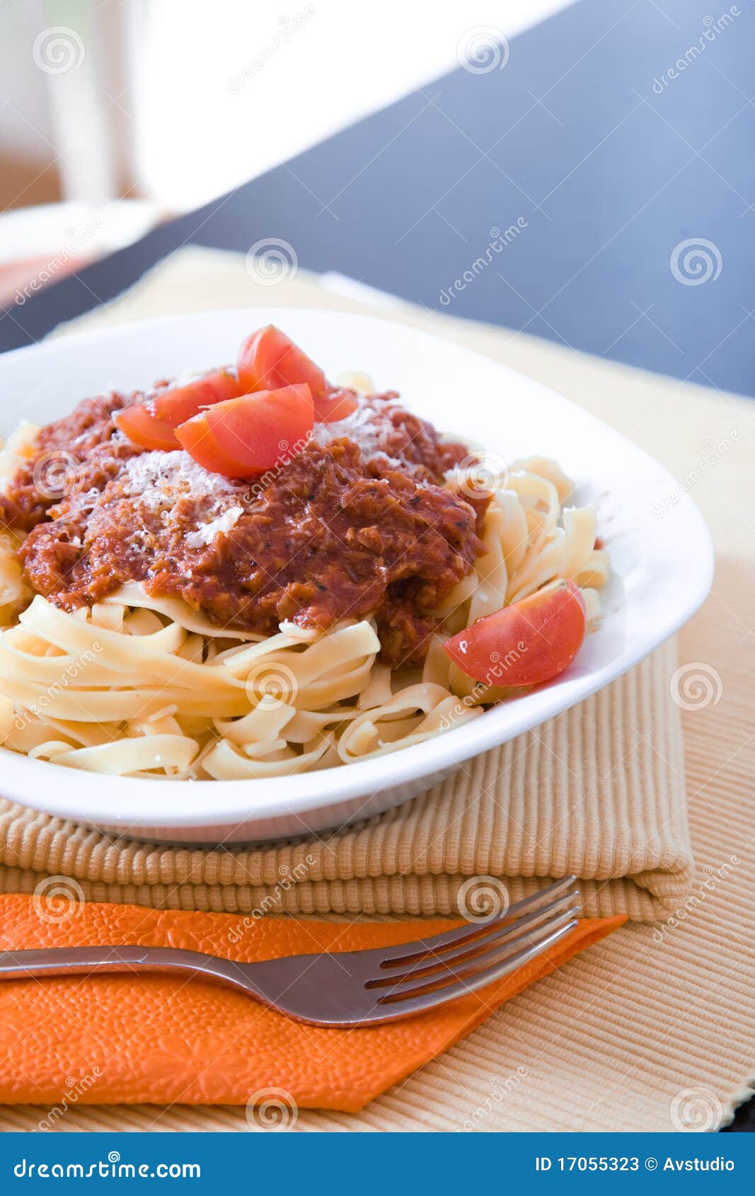Pasta with Mince and Tomato Stock Image - Image of dinner, pasta: 17055323