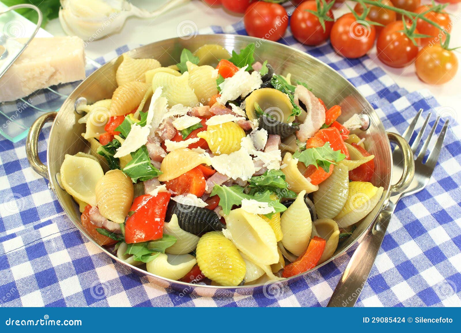 Pasta pan stock photo. Image of pasta, bell, green, strips - 29085424