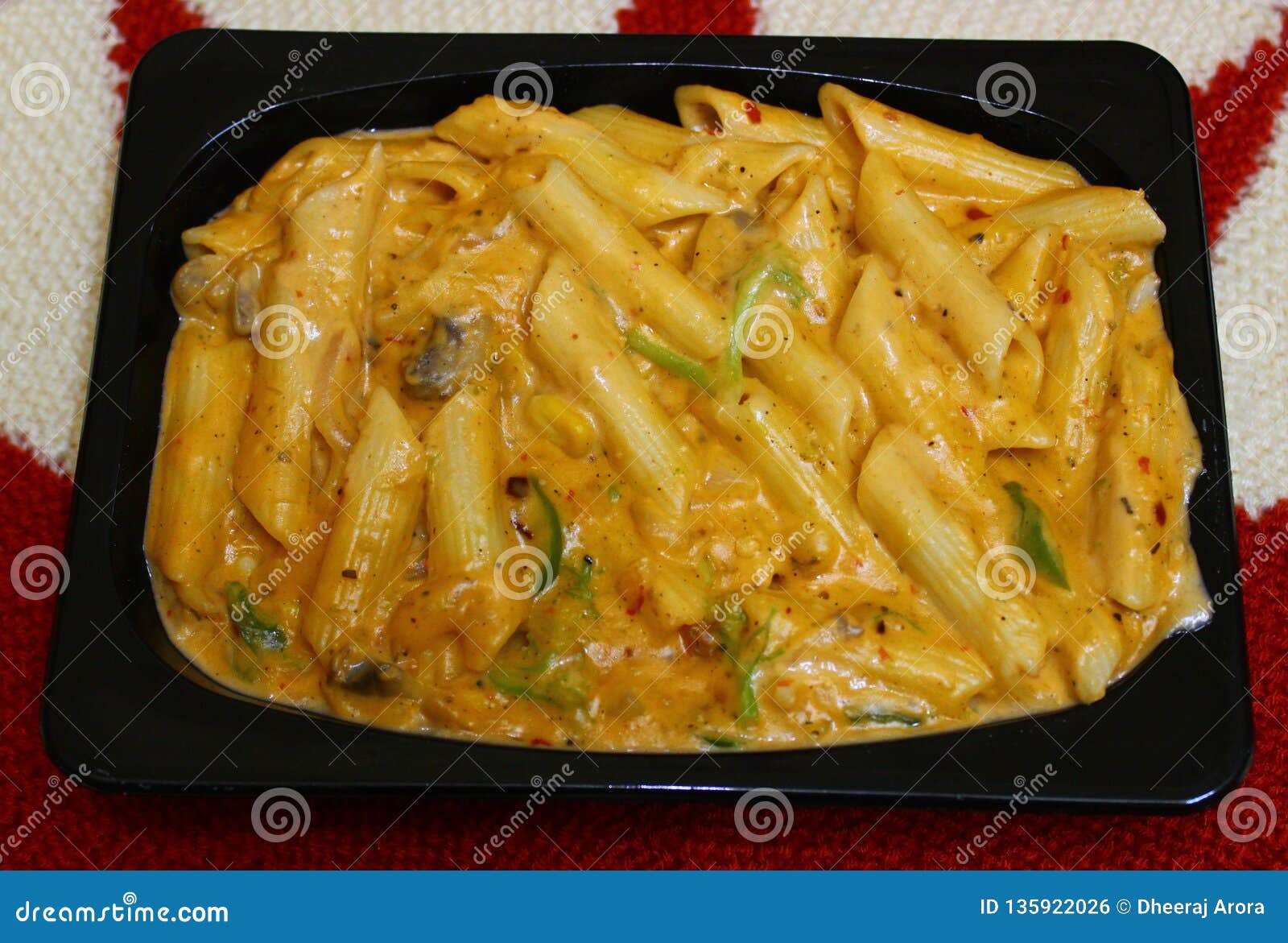 Pasta in takeaway box stock photo. Image of sauce, plastic - 135922026