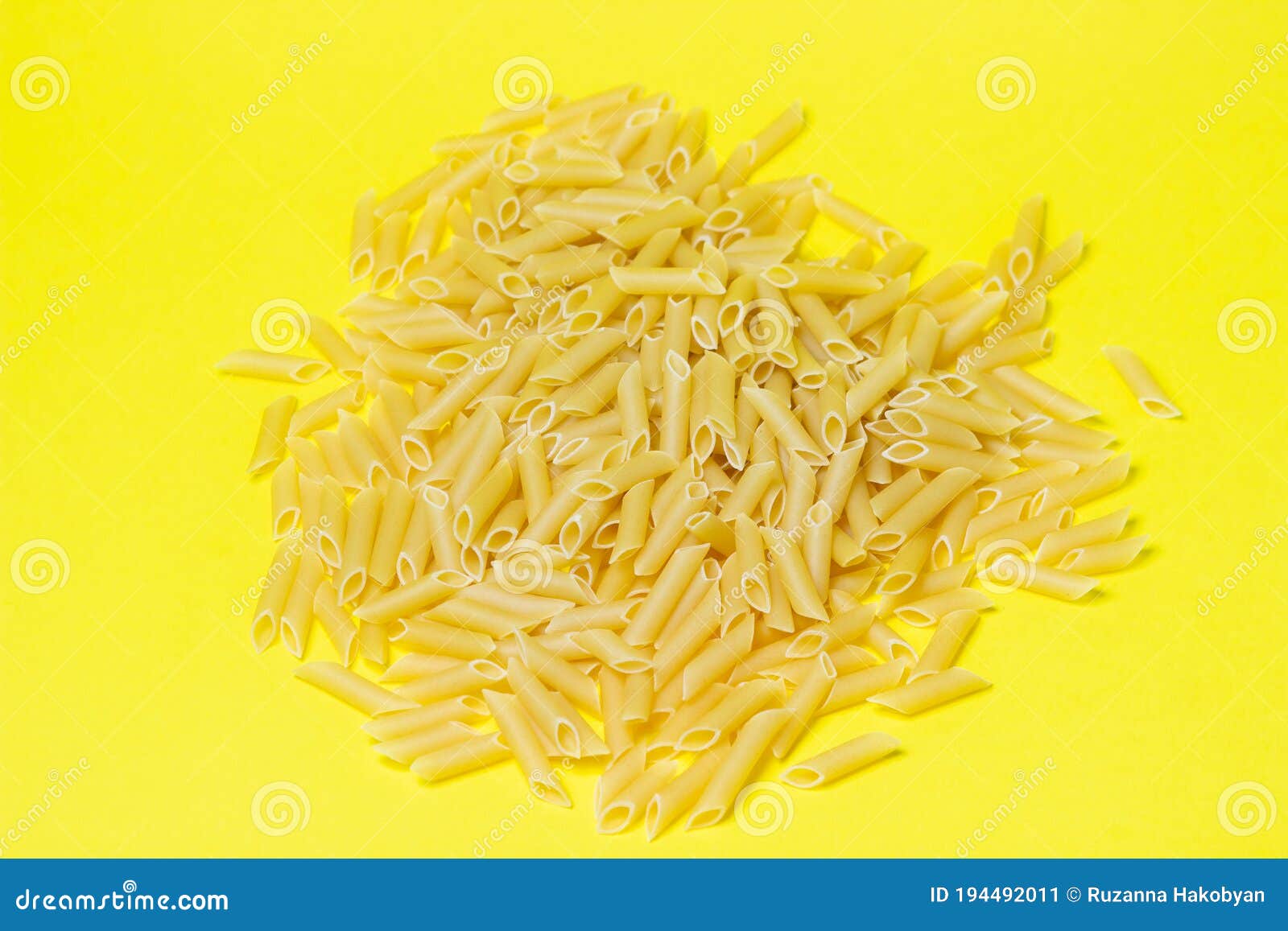 Pile Of Italian Dried Tri Color Farfalle Pasta. Various Colors Of Bow ...