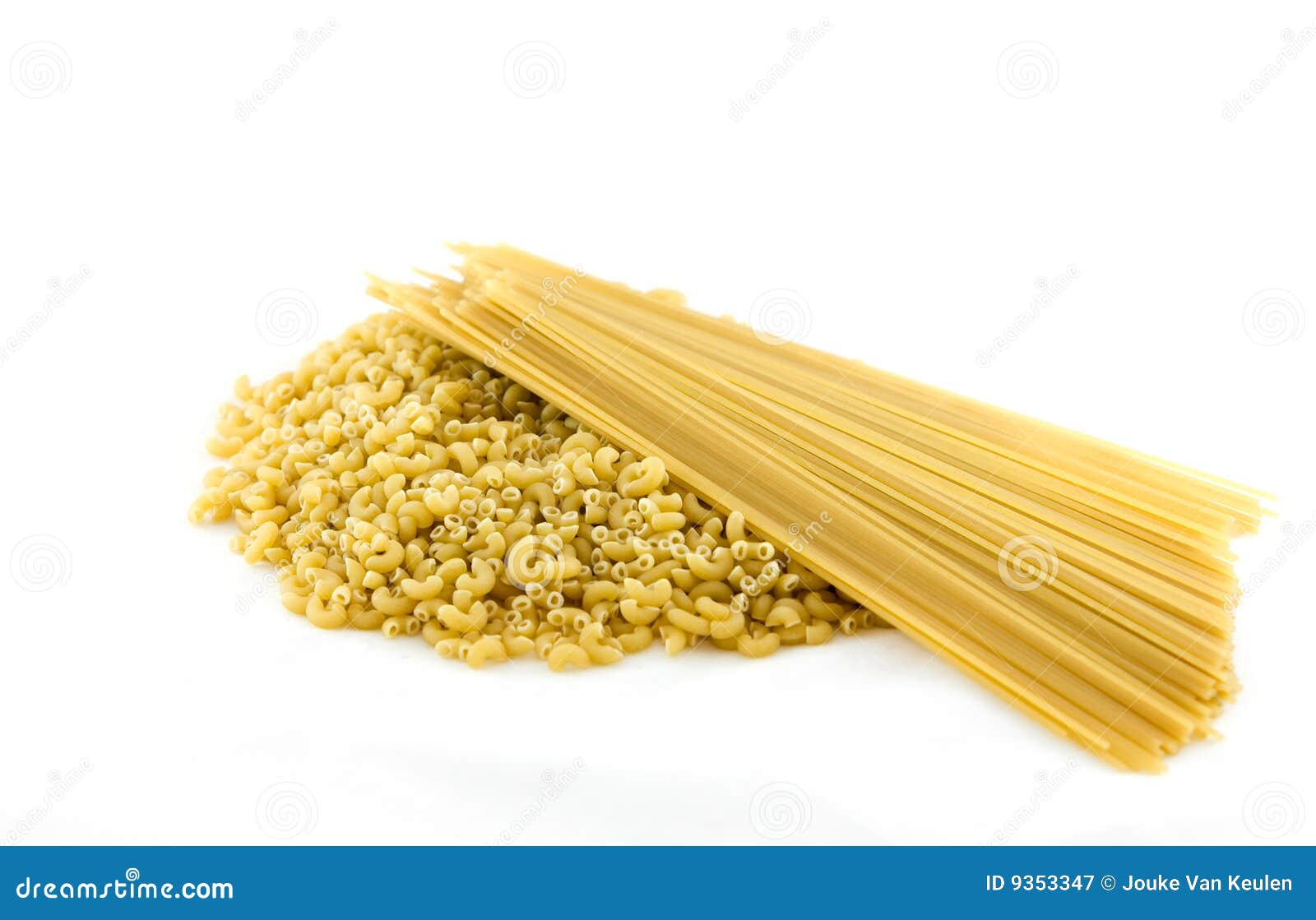 Pastas imagen de archivo. Imagen de espagueti, alimento - 9353347