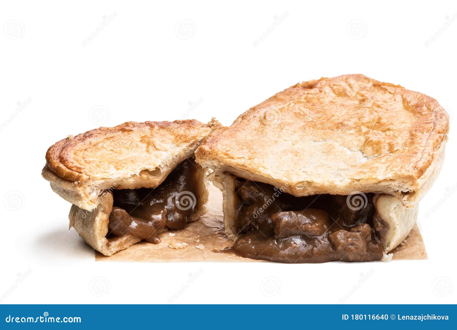 Pastas Folheadas Caseiras Com Bife E Recheio De Molho, Isoladas Em ...