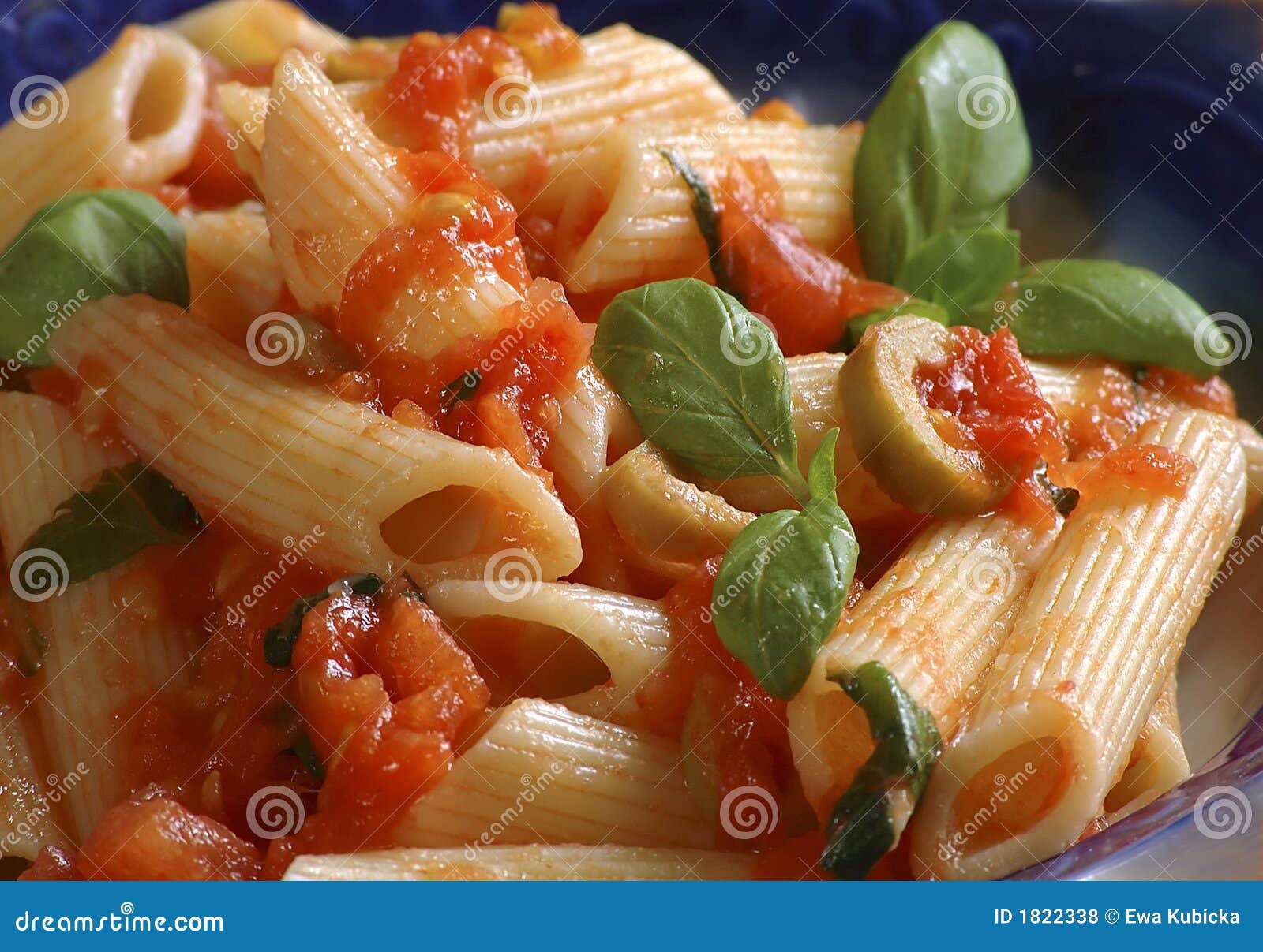 Pastas italianas foto de archivo. Imagen de rojo, vegetariano - 1822338