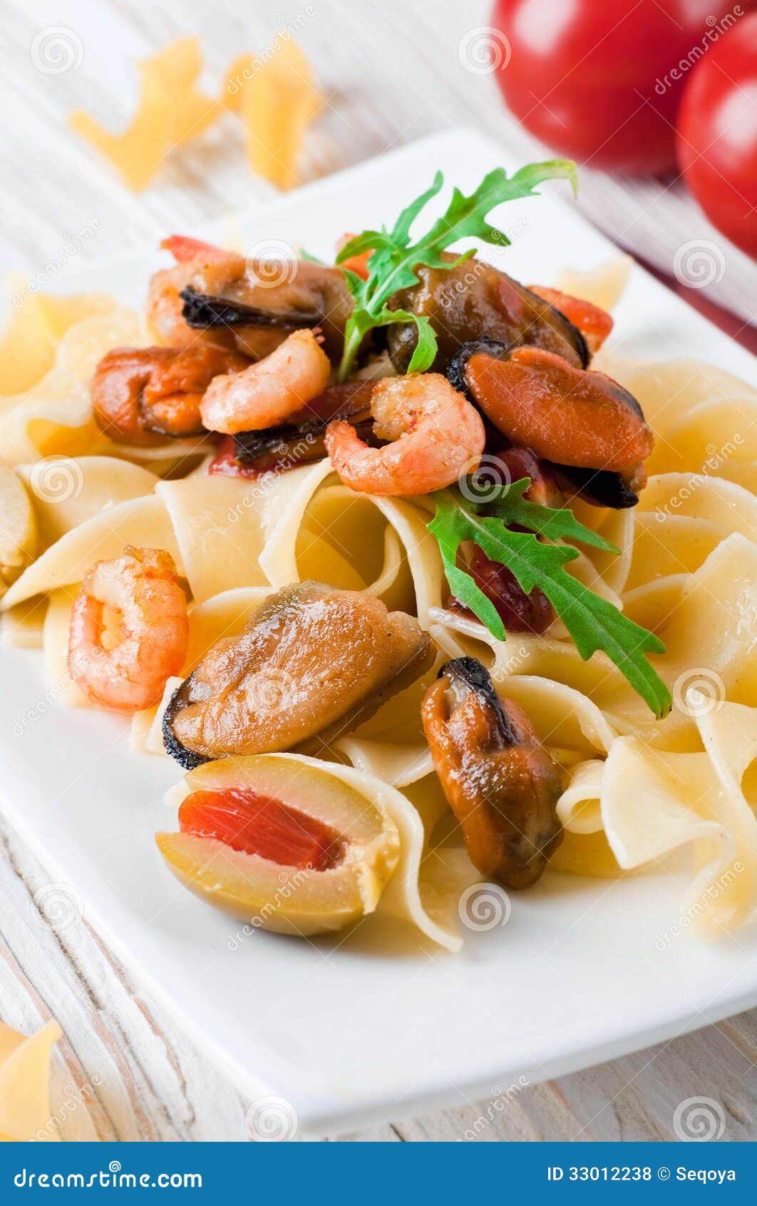 Pastas y mariscos foto de archivo. Imagen de mejillones - 33012238