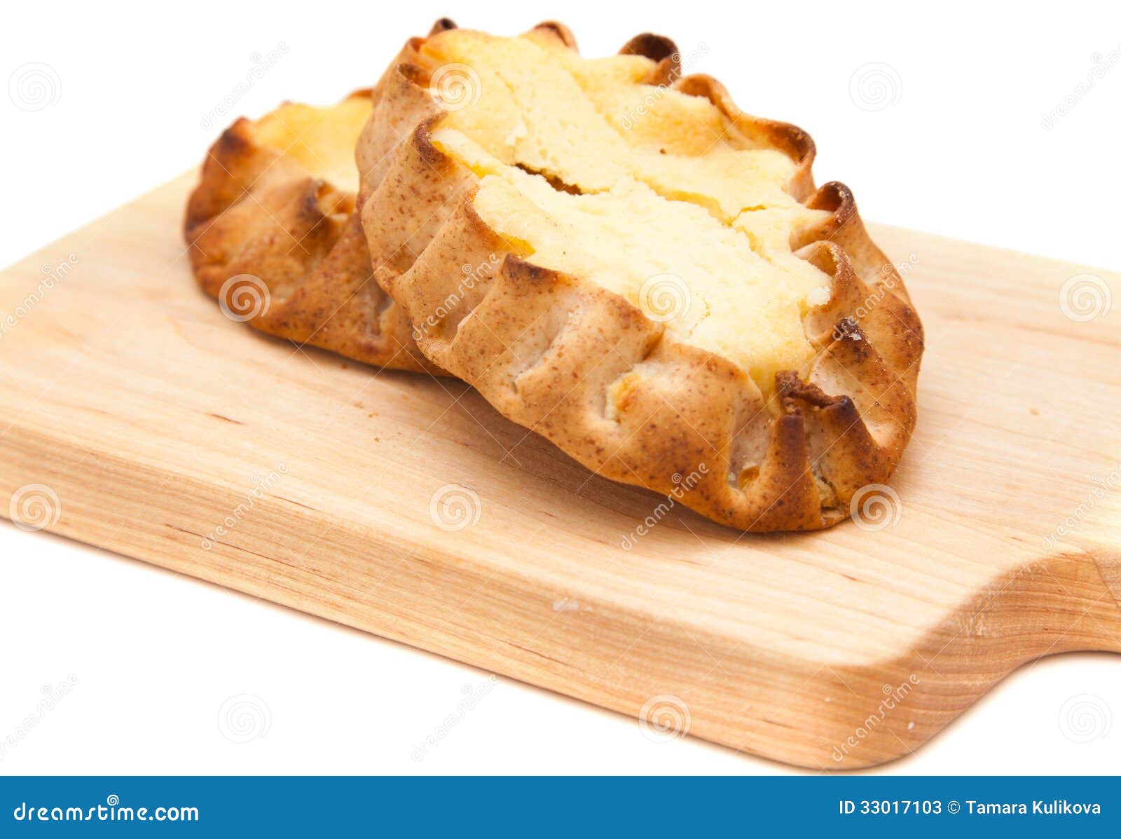 Pastel carelio imagen de archivo. Imagen de bocado, corteza - 33017103