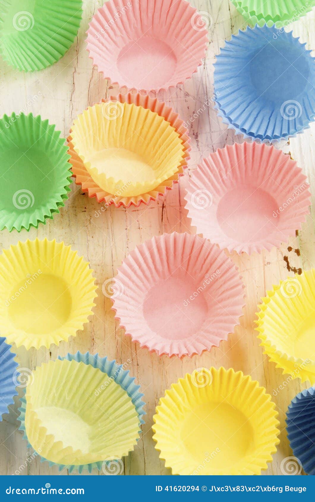 Pastel Colored Empty Cupcake Cases Stock Photo - Image of green, case ...