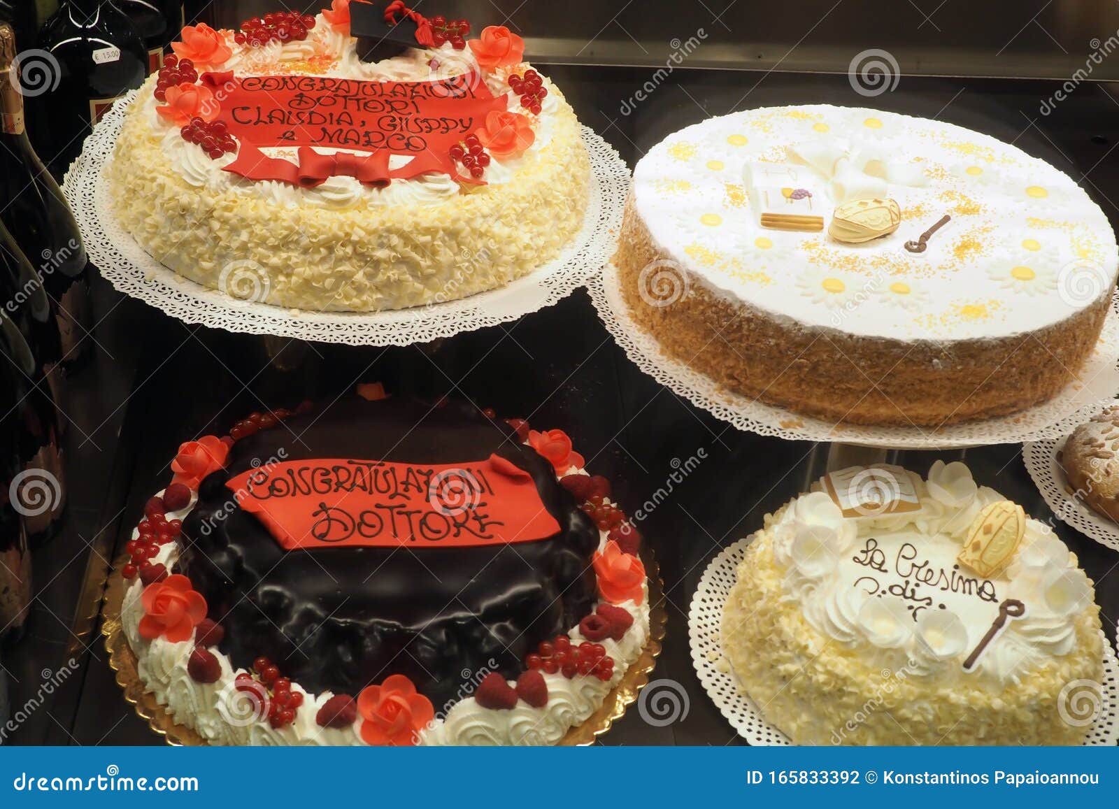 Pasteles en Roma, Italia fotografía editorial. Imagen de ciudad - 165833392