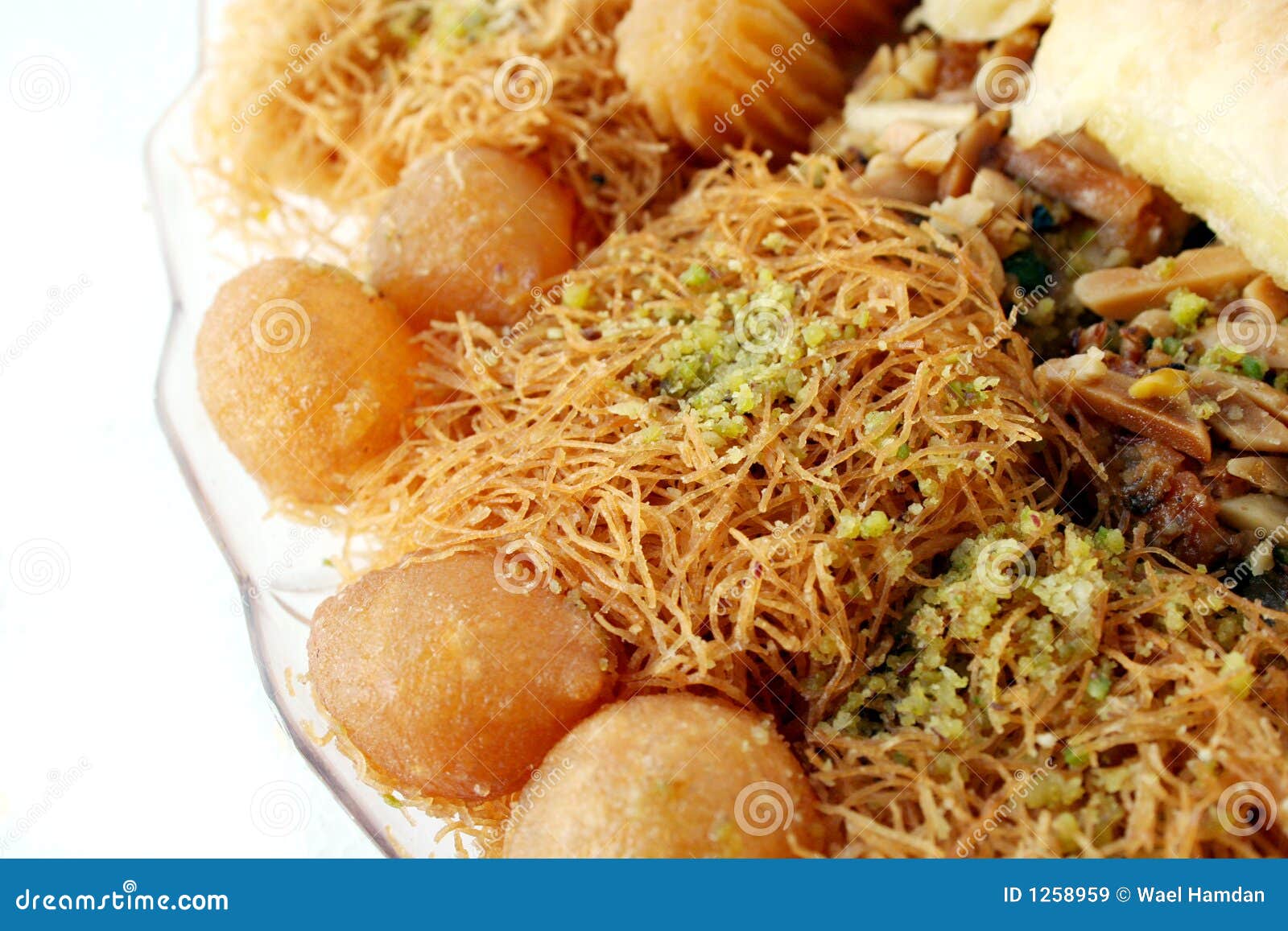 Pasteles Y Postre Dulces árabes Imagen de archivo - Imagen de crema ...