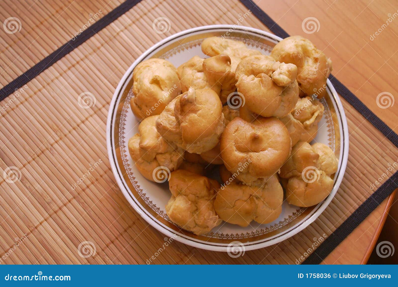 The Pastris Filled with Custard Stock Photo - Image of cuisine, vanilla ...