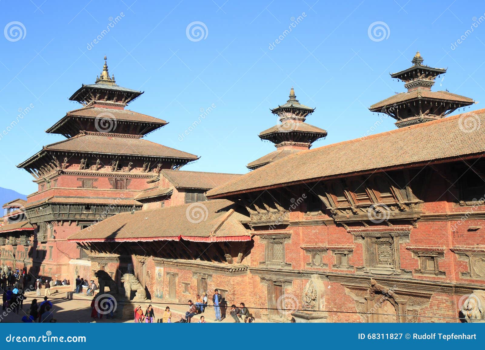 Patan Durbar Square editorial photography. Image of nyatapola - 68311827