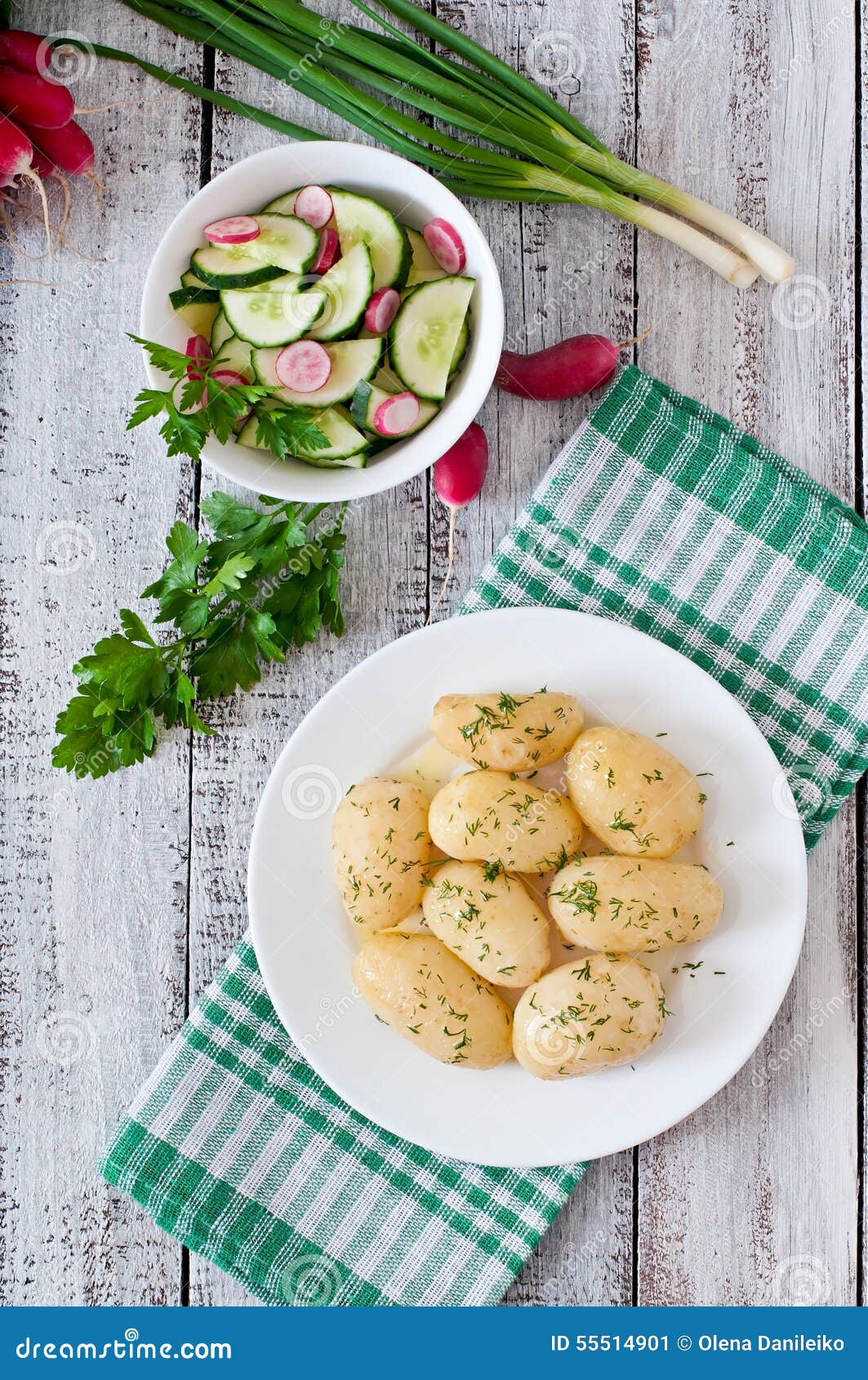 Patatas hervidas imagen de archivo. Imagen de cocinero - 55514901