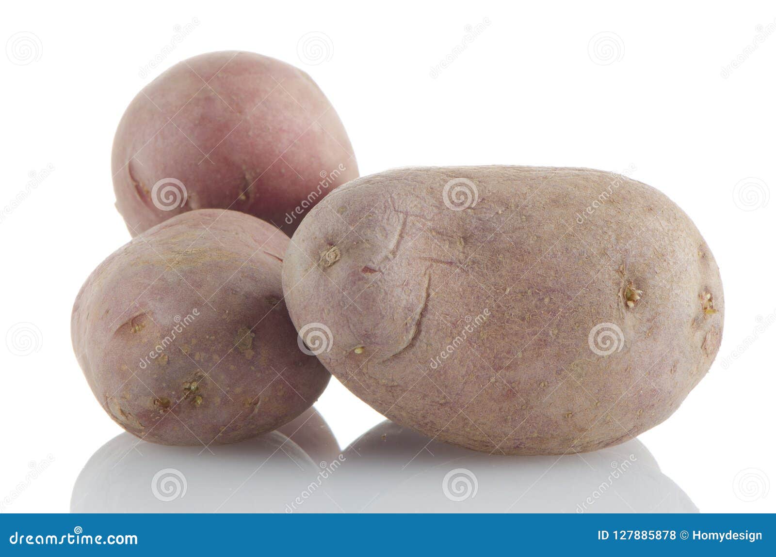 Patatas rojas foto de archivo. Imagen de ingrediente - 127885878