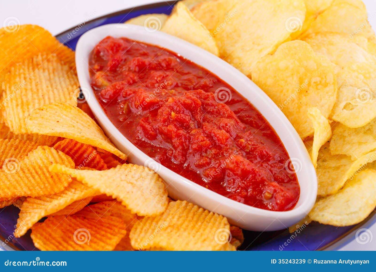 Patatine Fritte E Salsa Rossa Immagine Stock - Immagine di consumo ...