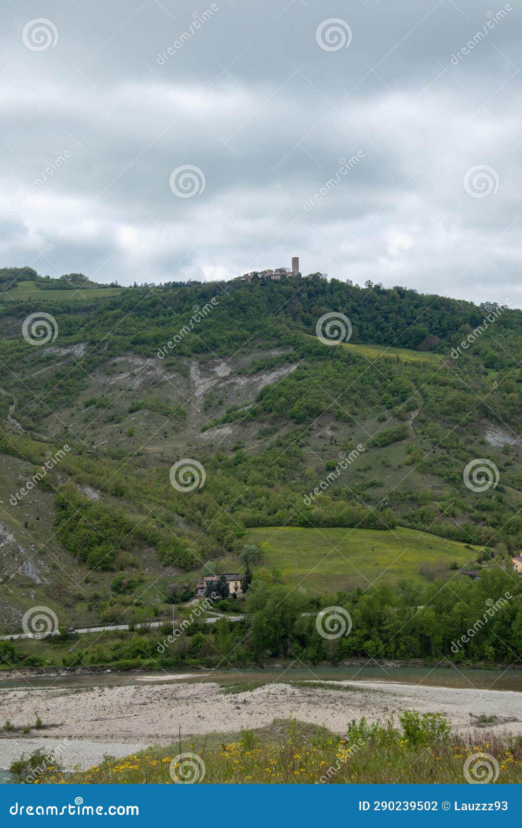 Path of the 18 bridges stock photo. Image of trekking - 290239502