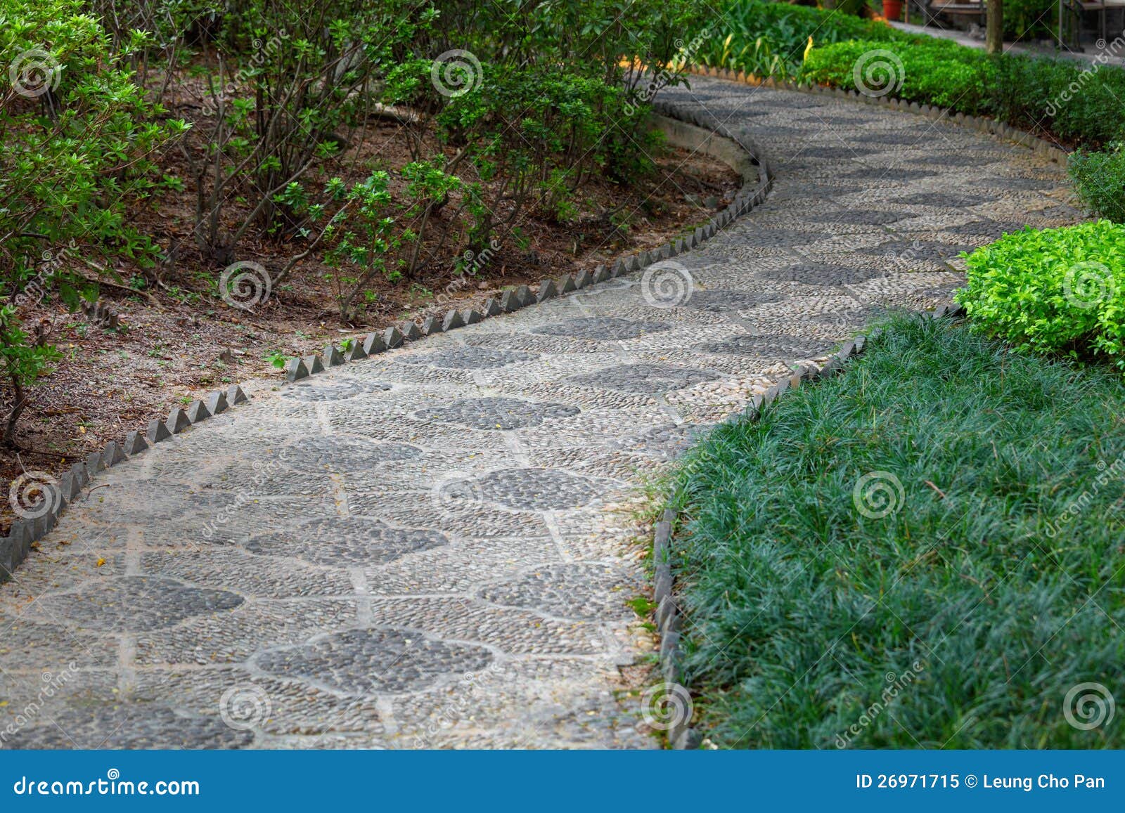 Path in chinese garden stock image. Image of lawn, chinese - 26971715