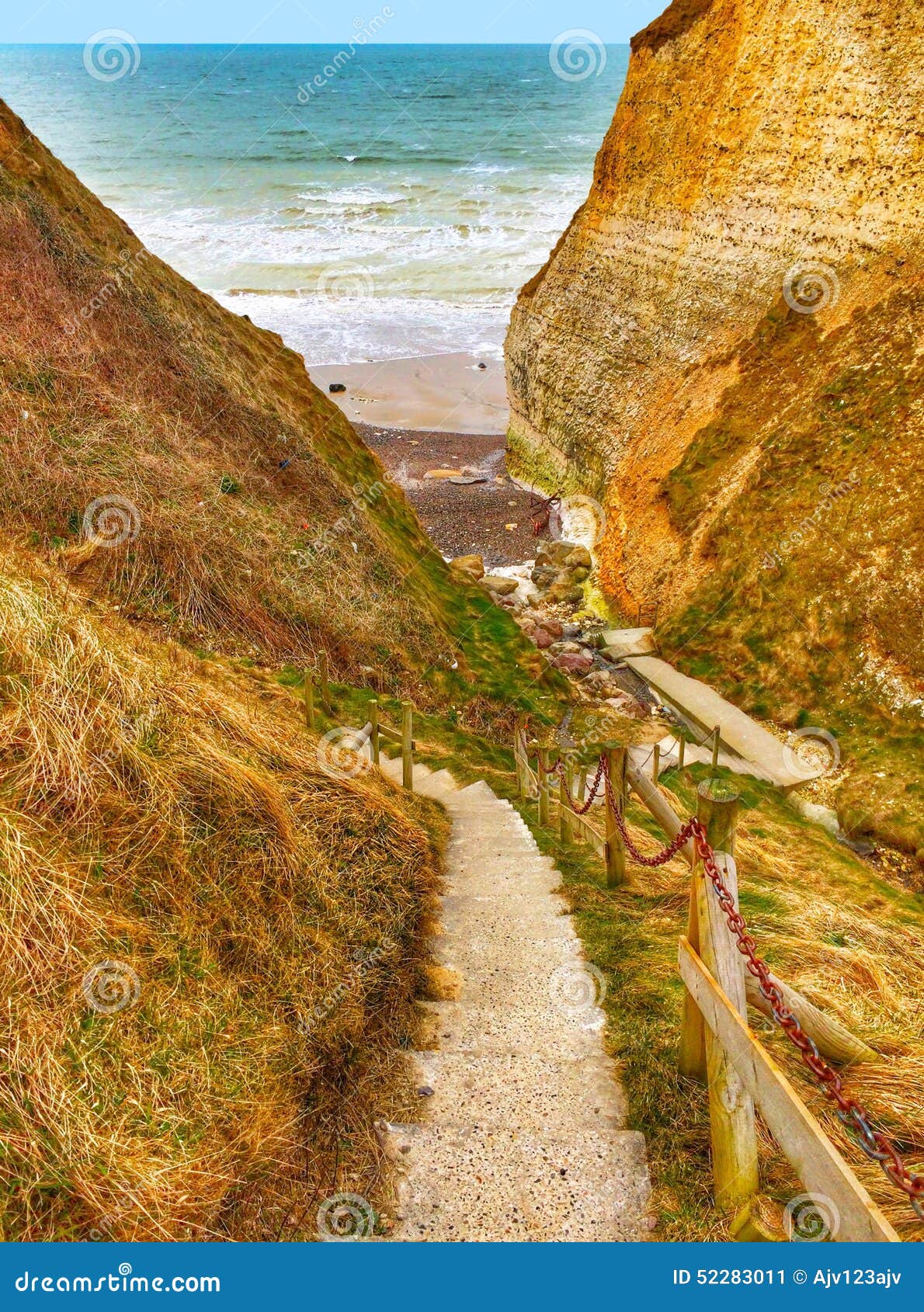 Path Going Down To the Beach Stock Image - Image of grass, coming: 52283011