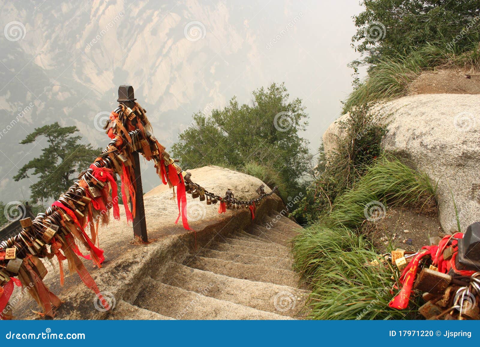 Path at Huashang Mountain in China Stock Photo - Image of daoism ...