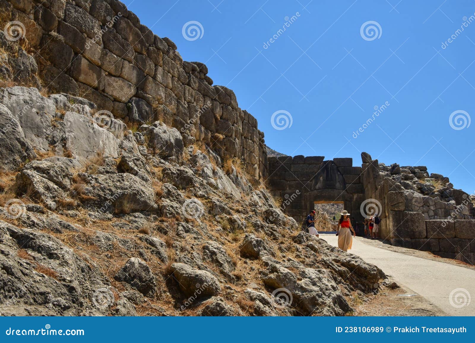 The Lion Gate And Climbing Stretch Sigiriya Boulder Editorial Image ...
