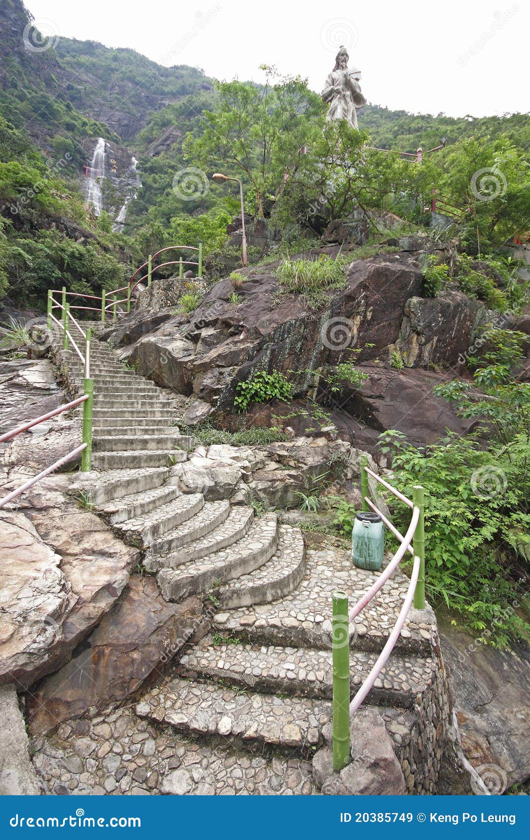 Path through mountains stock image. Image of mountain - 20385749
